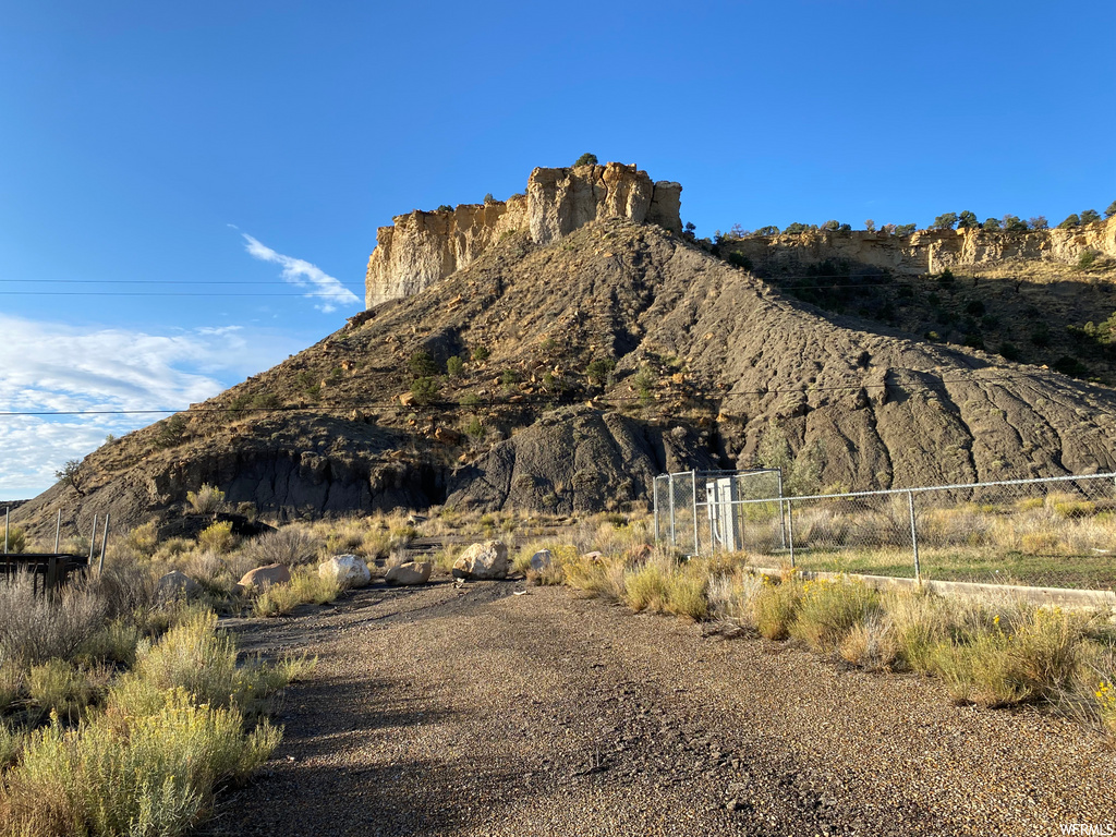 2553 W 2275 N Helper UT 84526 | $250,000 | UtahRealEstate.com