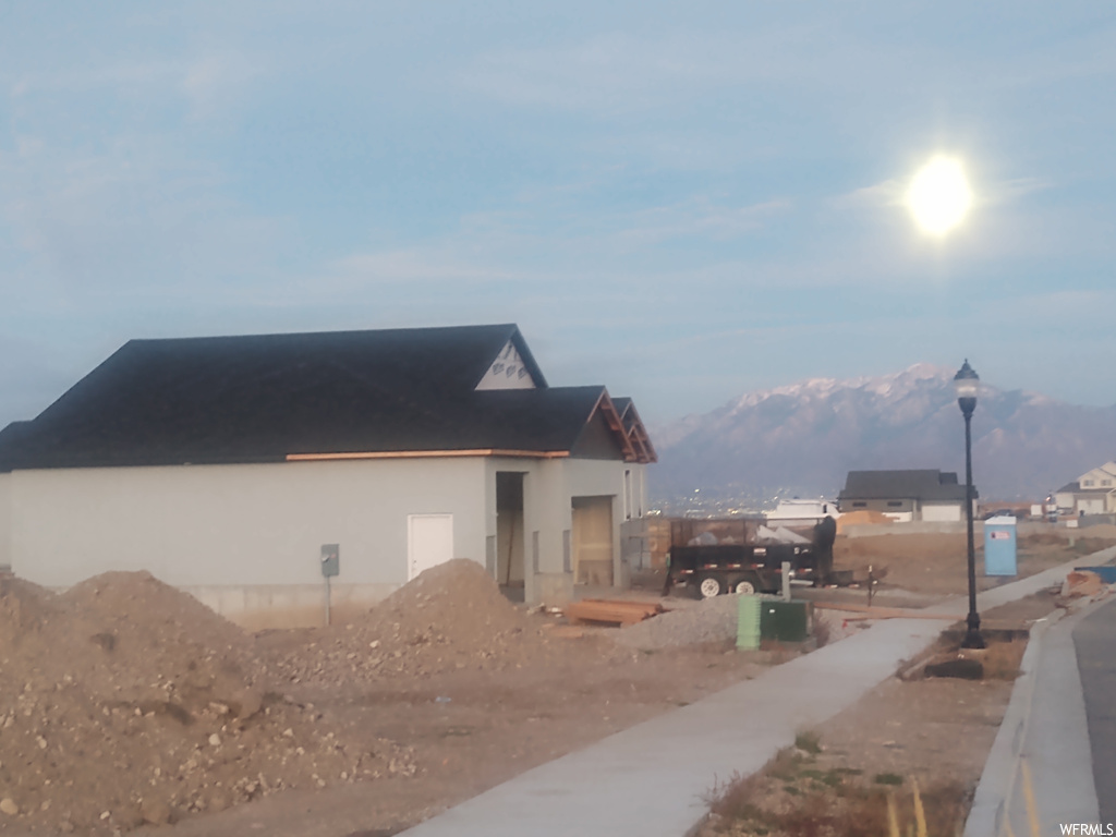 7484 W Sage Slope Way Herriman UT 84096 | $791,653 | UtahRealEstate.com