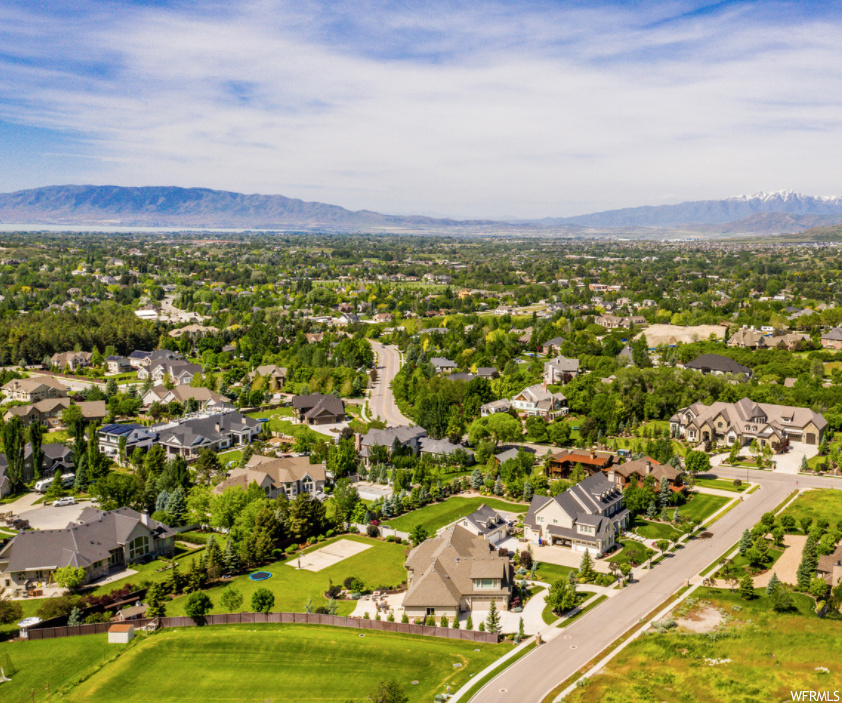 704 N Country Manor Ln Alpine UT 84004 | $1,175,000 | UtahRealEstate.com