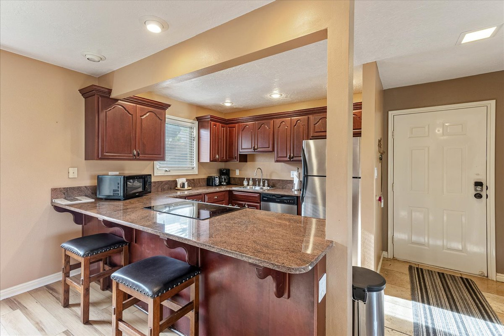 860 S VILLAGE RD #R4 St George, UT 84770 - MLS 2129195