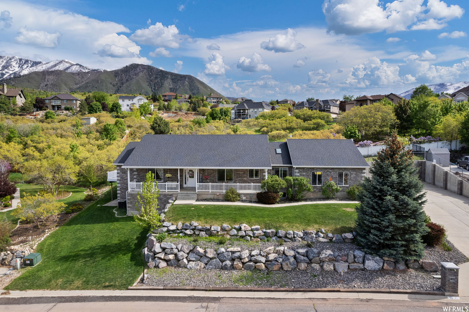 87 W Cove Dr Elk Ridge UT 84651 | $695,000 | UtahRealEstate.com