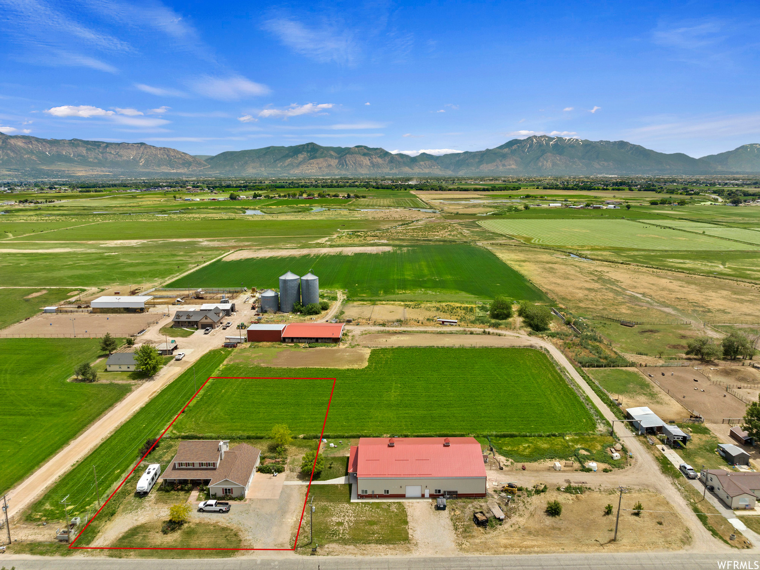 426 S 6700 W West Warren UT 84404 | $689,900 | UtahRealEstate.com