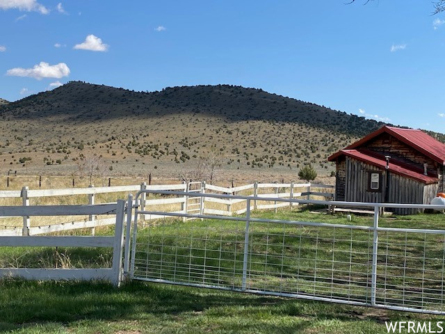 16129 N Paradise Rd Lapoint UT 84039 | $674,000 | UtahRealEstate.com