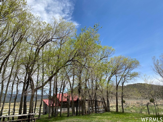 16129 N Paradise Rd Lapoint UT 84039 | $674,000 | UtahRealEstate.com