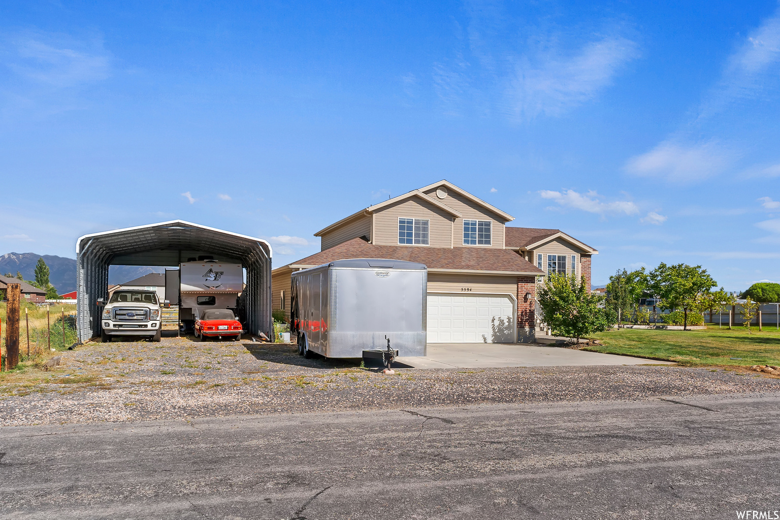 5594 S 6950 W Hooper UT 84315 | $625,000 | UtahRealEstate.com