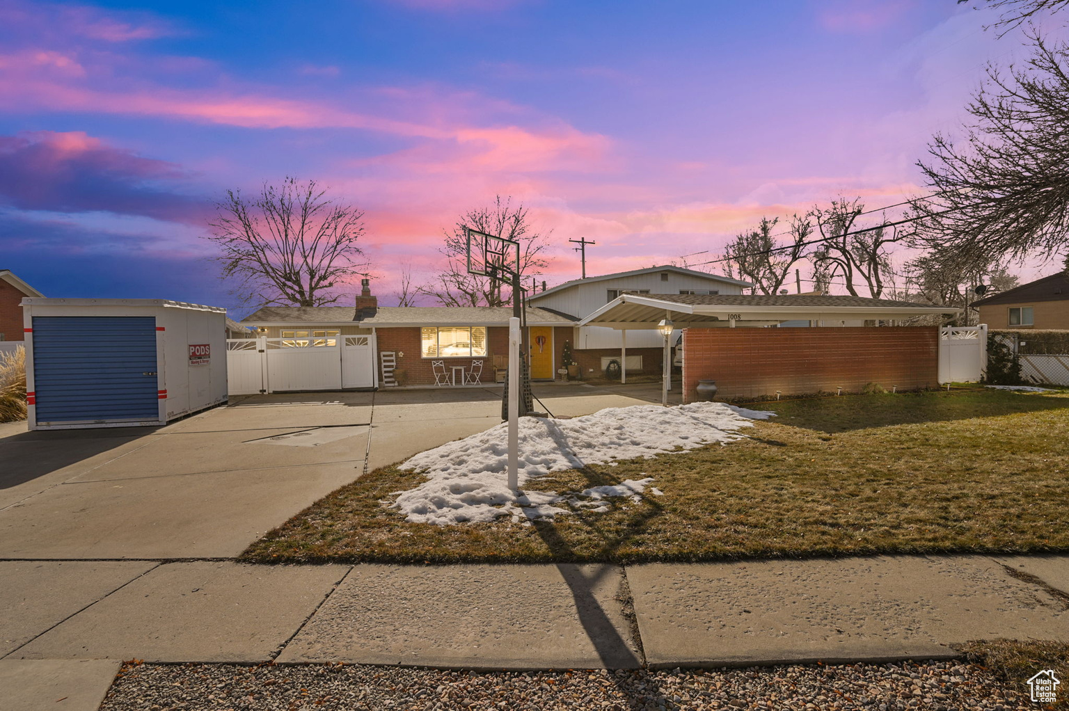 1008 E Sagehill Dr Millcreek UT 84124 | $614,999 | UtahRealEstate.com