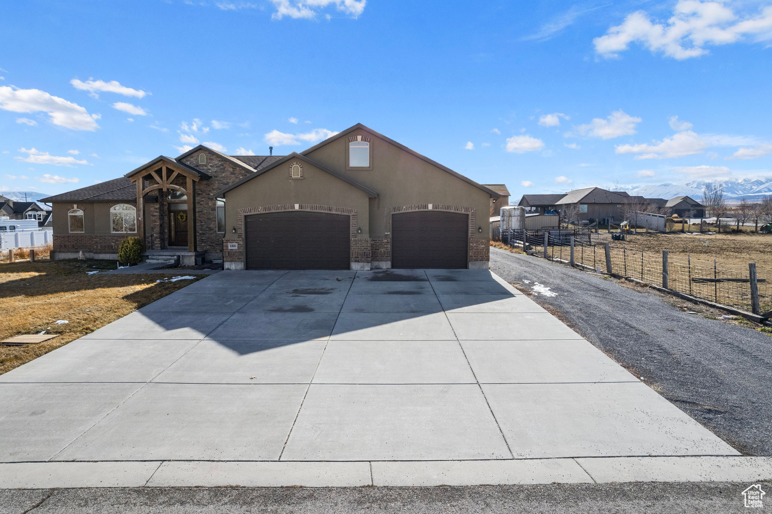 186 E Mountain Meadow Dr Grantsville UT 84029 | $799,900 ...