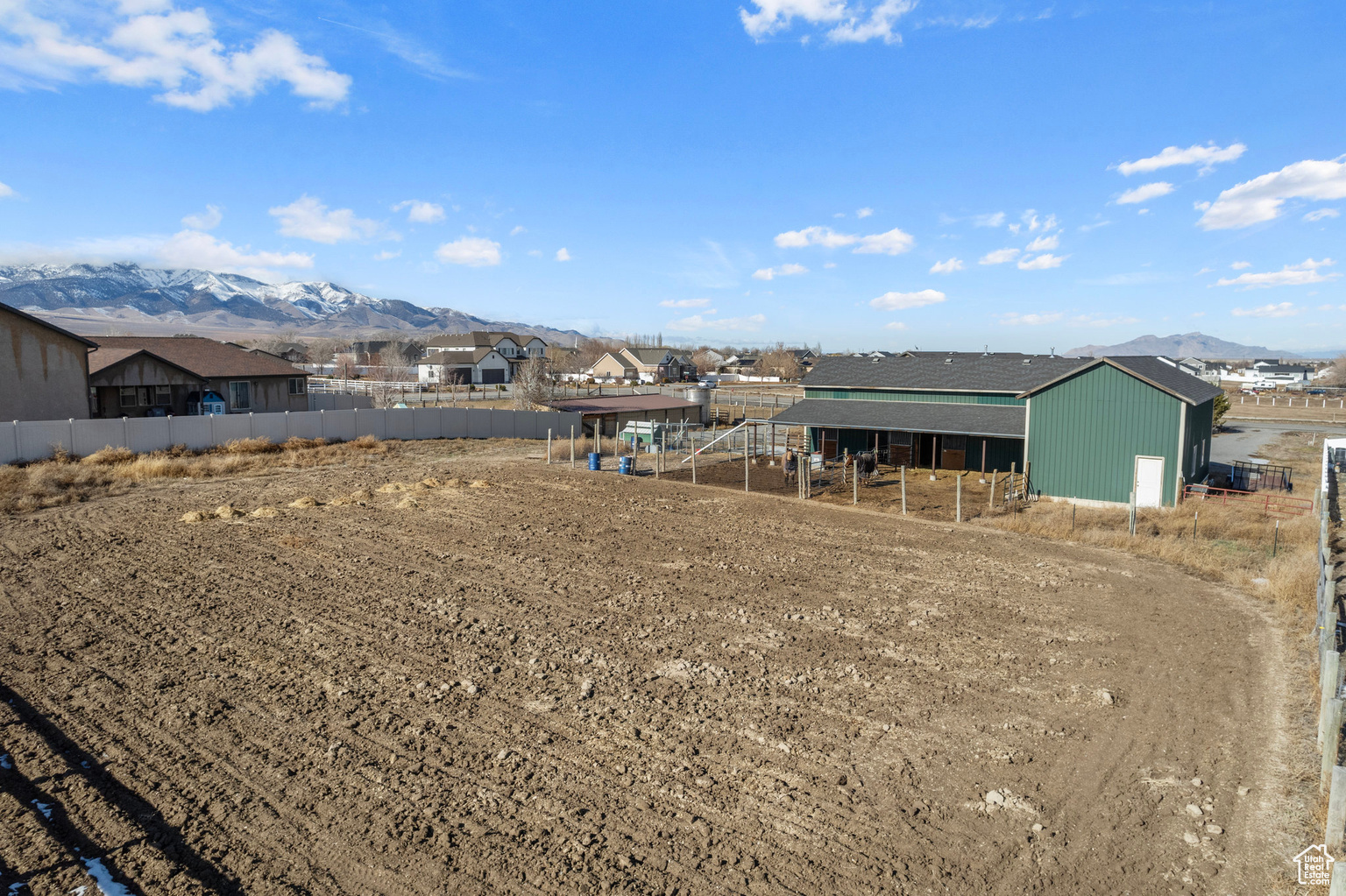 186 E Mountain Meadow Dr Grantsville UT 84029 | $799,900 ...