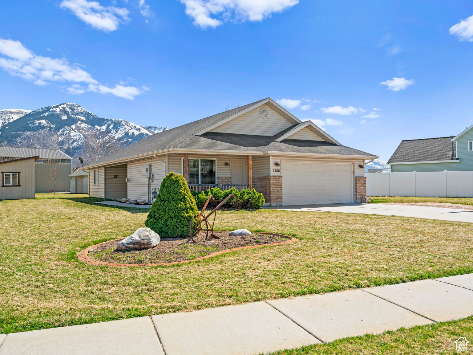 2386 N 350 W Harrisville UT 84414 | $425,000 | UtahRealEstate.com