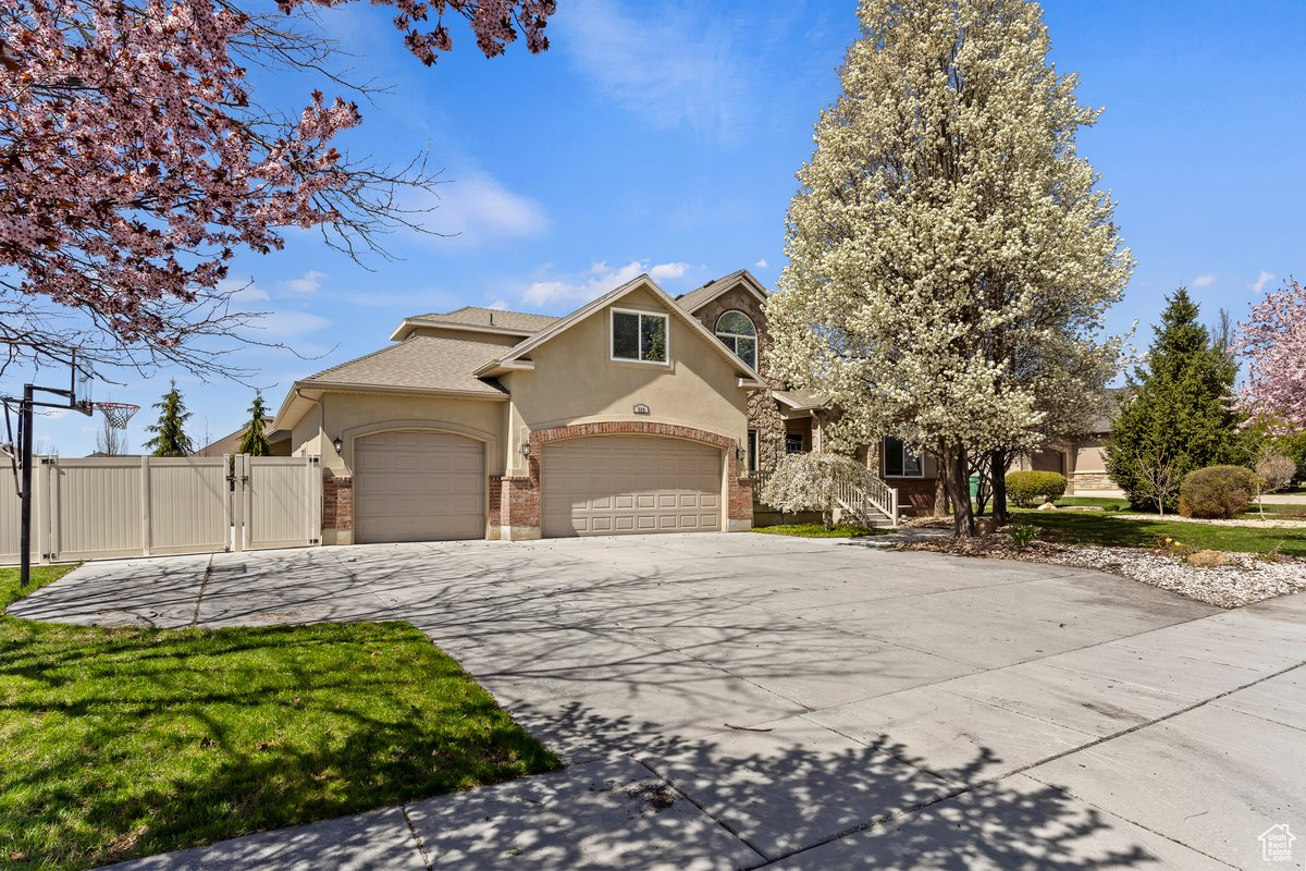 959 N 2325 W Layton UT 84041 | $759,000 | UtahRealEstate.com