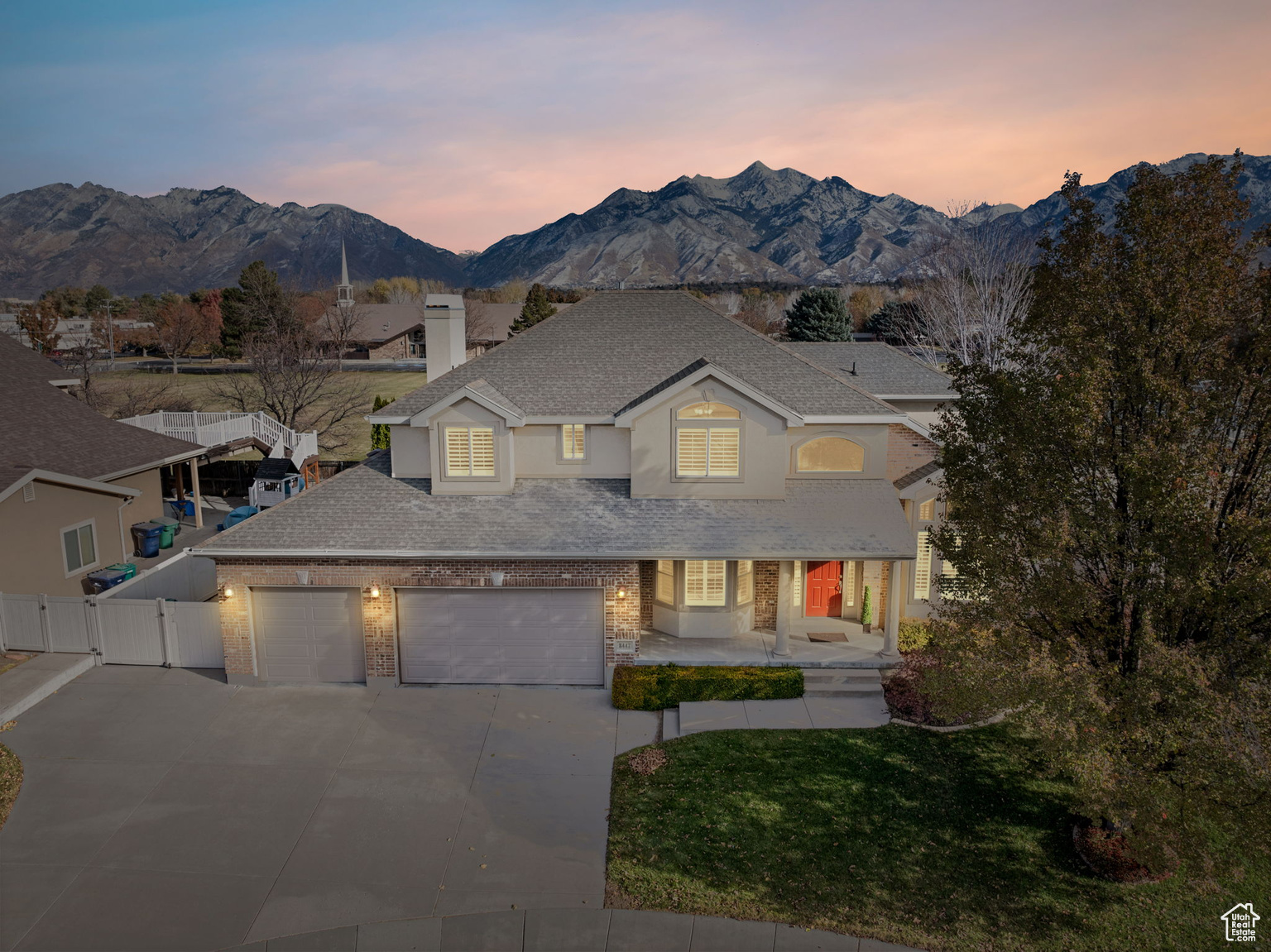8447 S Sandy Oaks Dr Sandy UT 84070 | $1,000,000 | UtahRealEstate.com