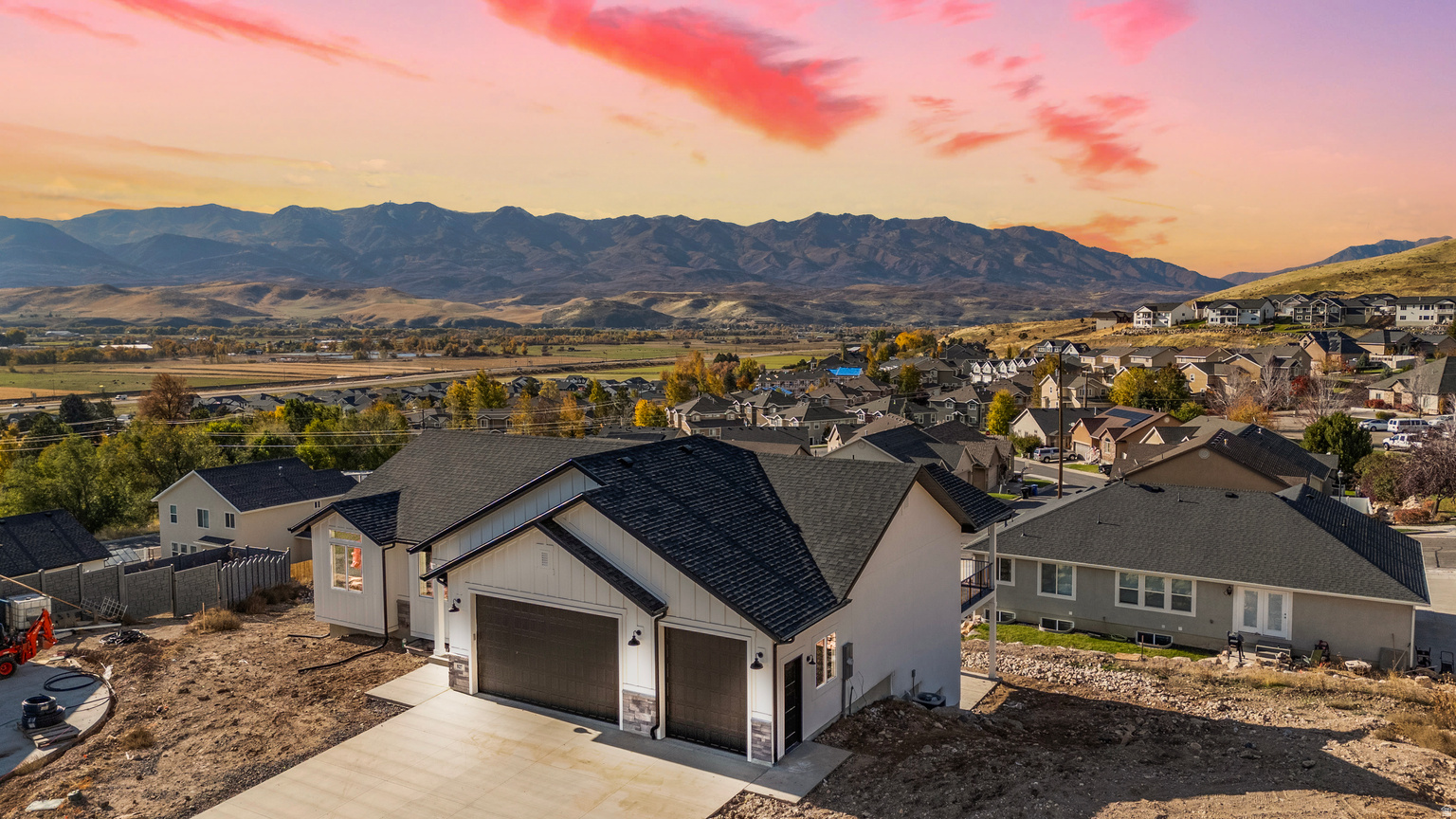 827 E Jenny Ln Morgan UT 84050 | $659,000 | UtahRealEstate.com
