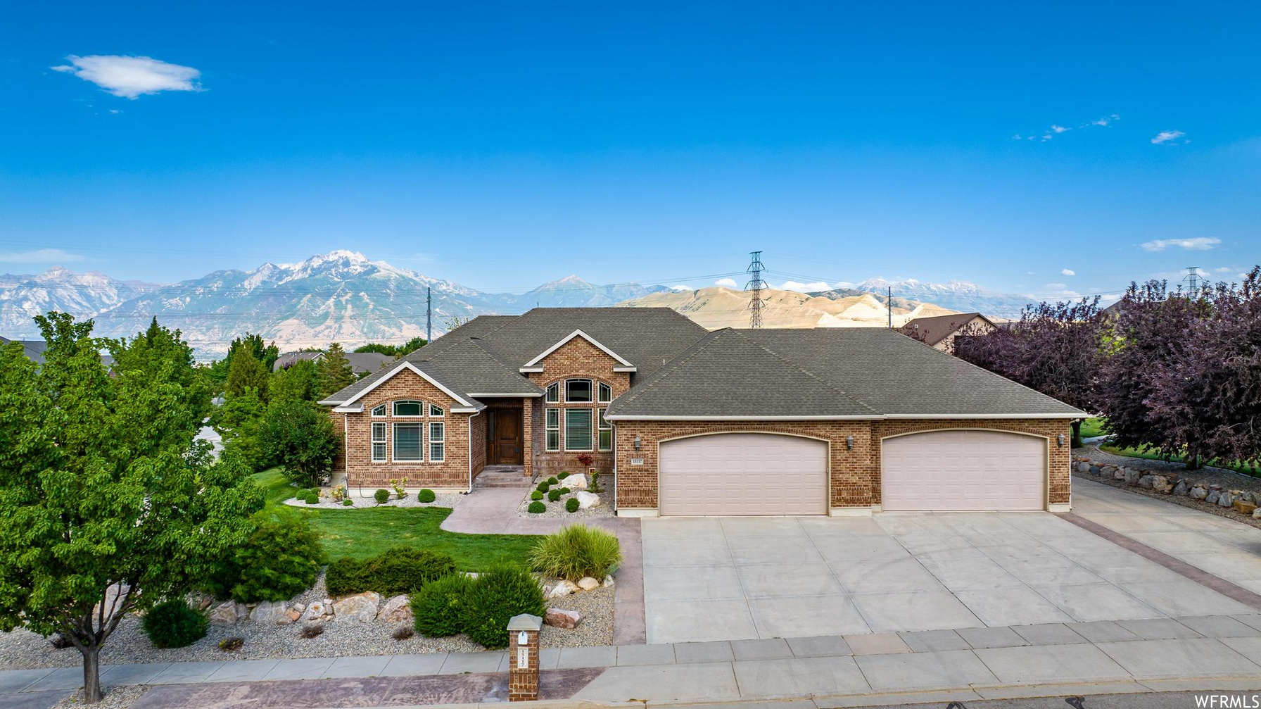 15117 S 2700 W Bluffdale UT 84065 | $1,699,000 | UtahRealEstate.com