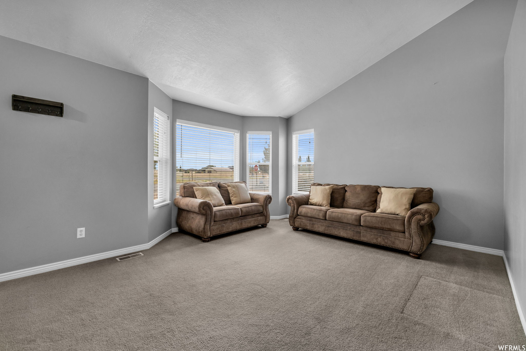 4843 S 5100 W Hooper UT 84315 | $569,900 | UtahRealEstate.com