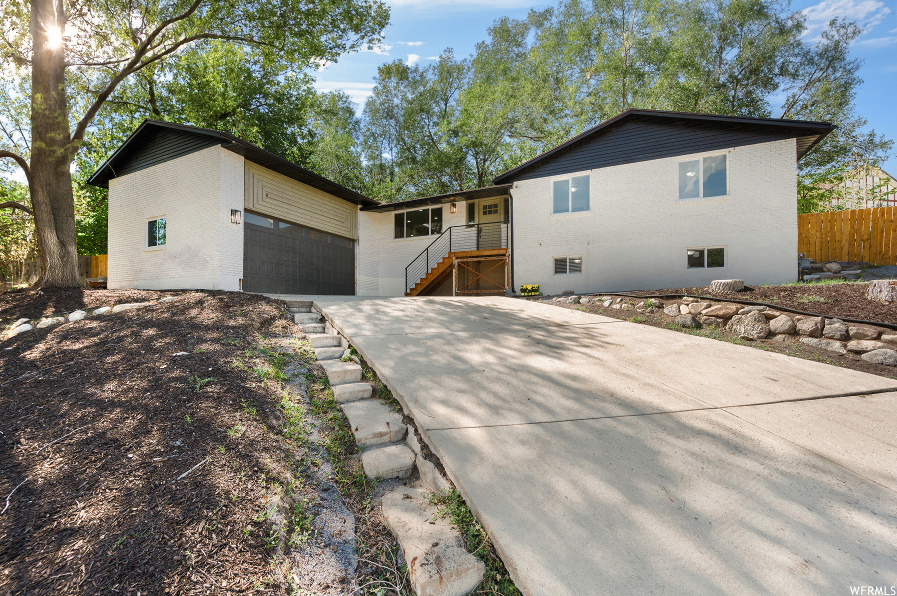 11750 S Nicklaus Rd Sandy UT 84092 | $799,500 | UtahRealEstate.com