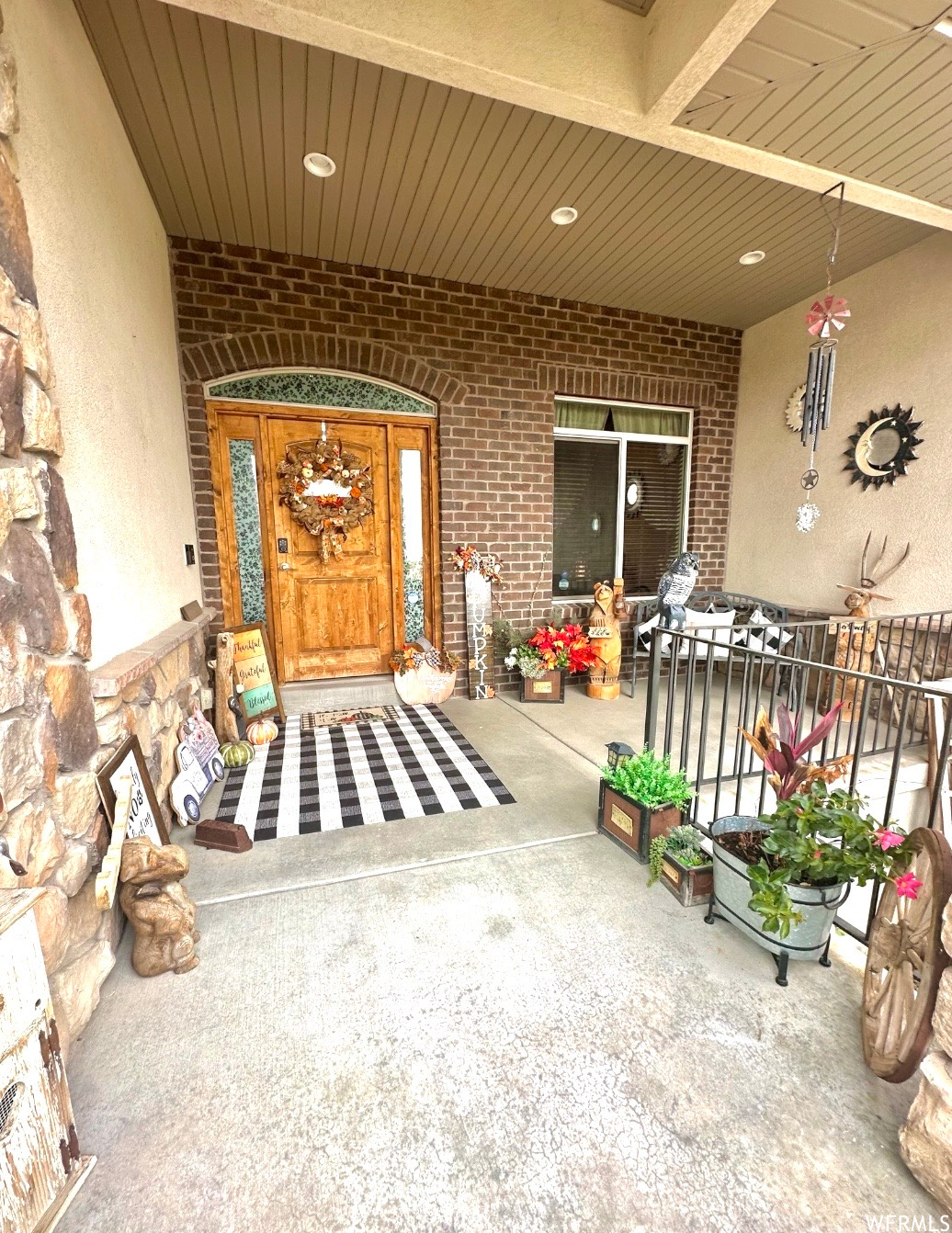 7296 N Ridge Rd Lake Point UT 84074 | $799,000 | UtahRealEstate.com