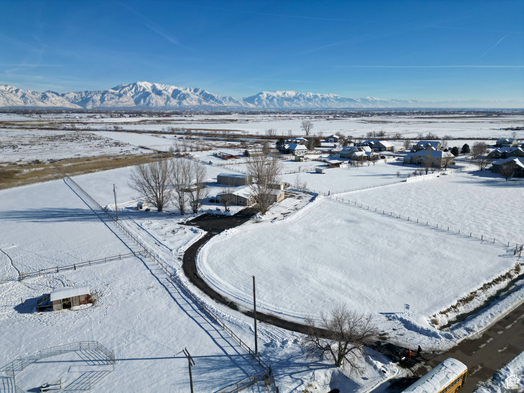 318 N 6700 W West Warren UT 84404 | $675,000 | UtahRealEstate.com