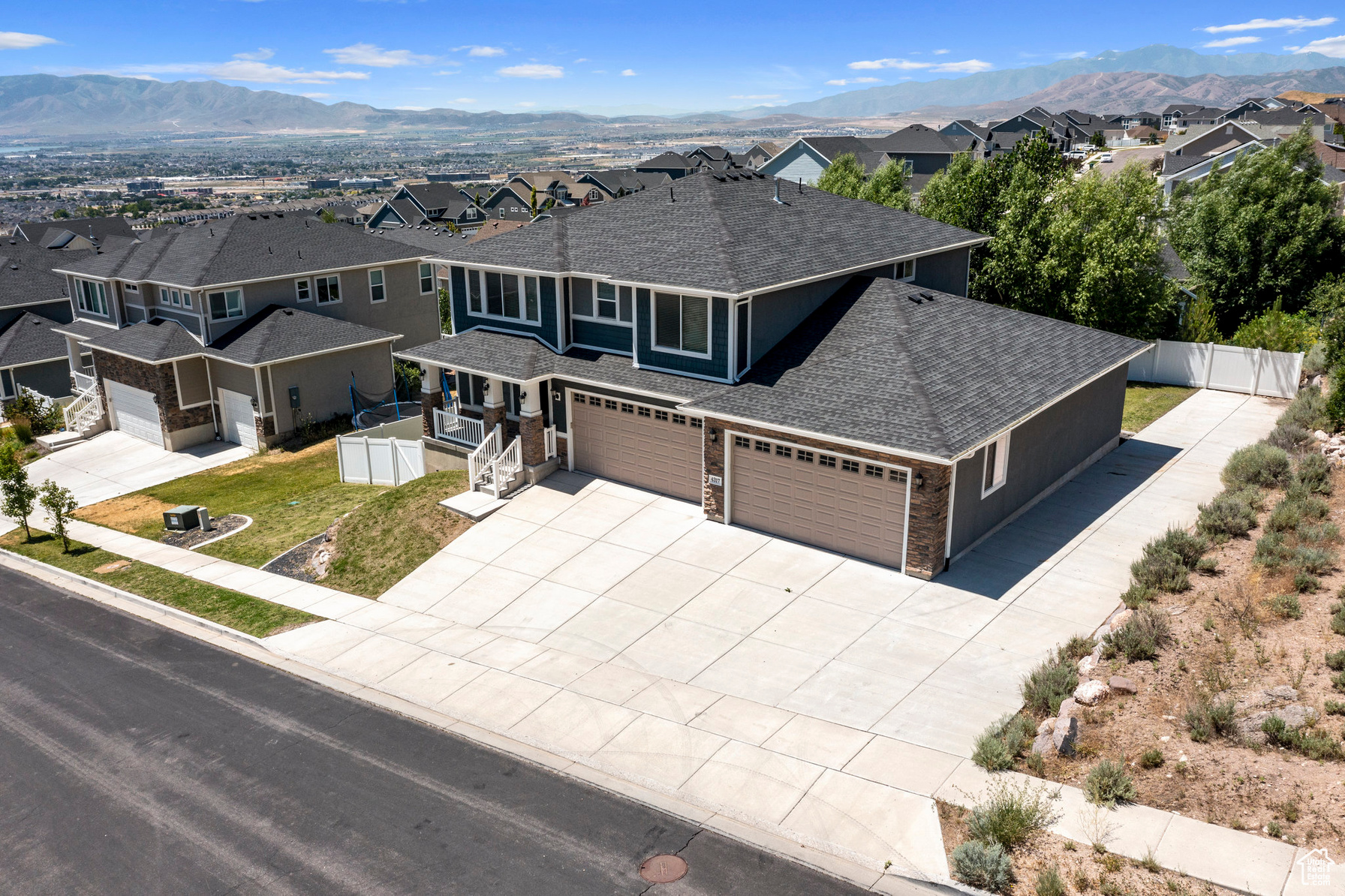 4317 N 400 W Lehi UT 84043 | $859,600 | UtahRealEstate.com