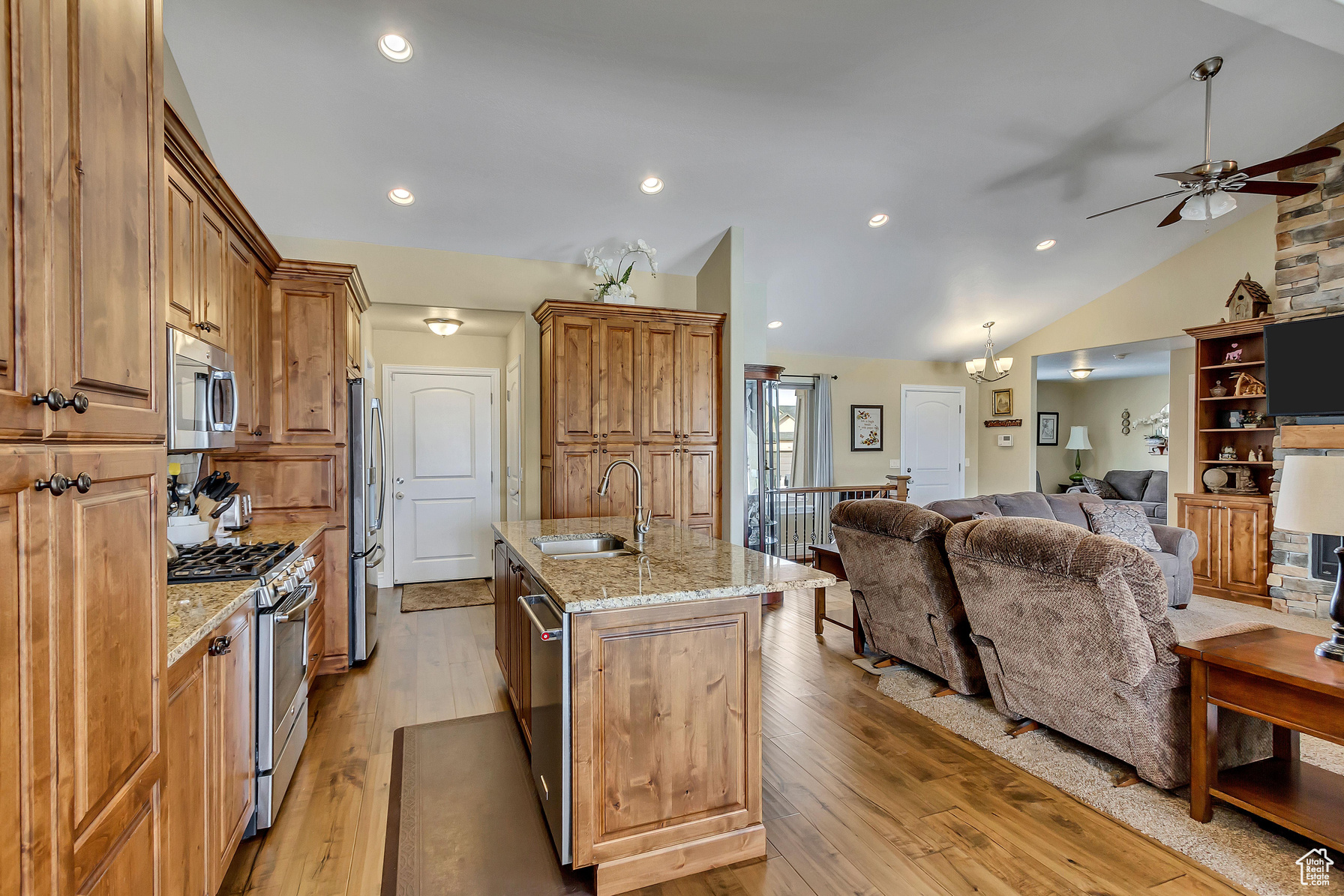 389 Roadster Ln #148 Grantsville UT 84029 | $599,900 | UtahRealEstate.com