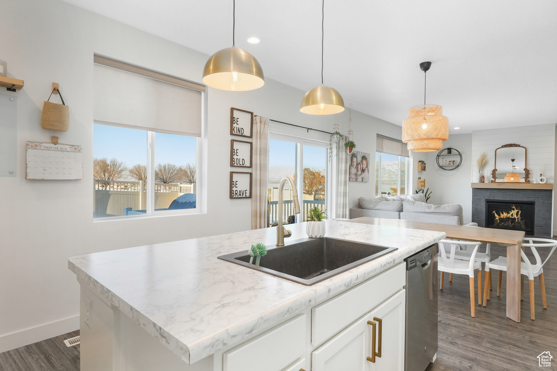 3243 S Peregrine Trl Saratoga Springs UT 84045 | $539,900 ...