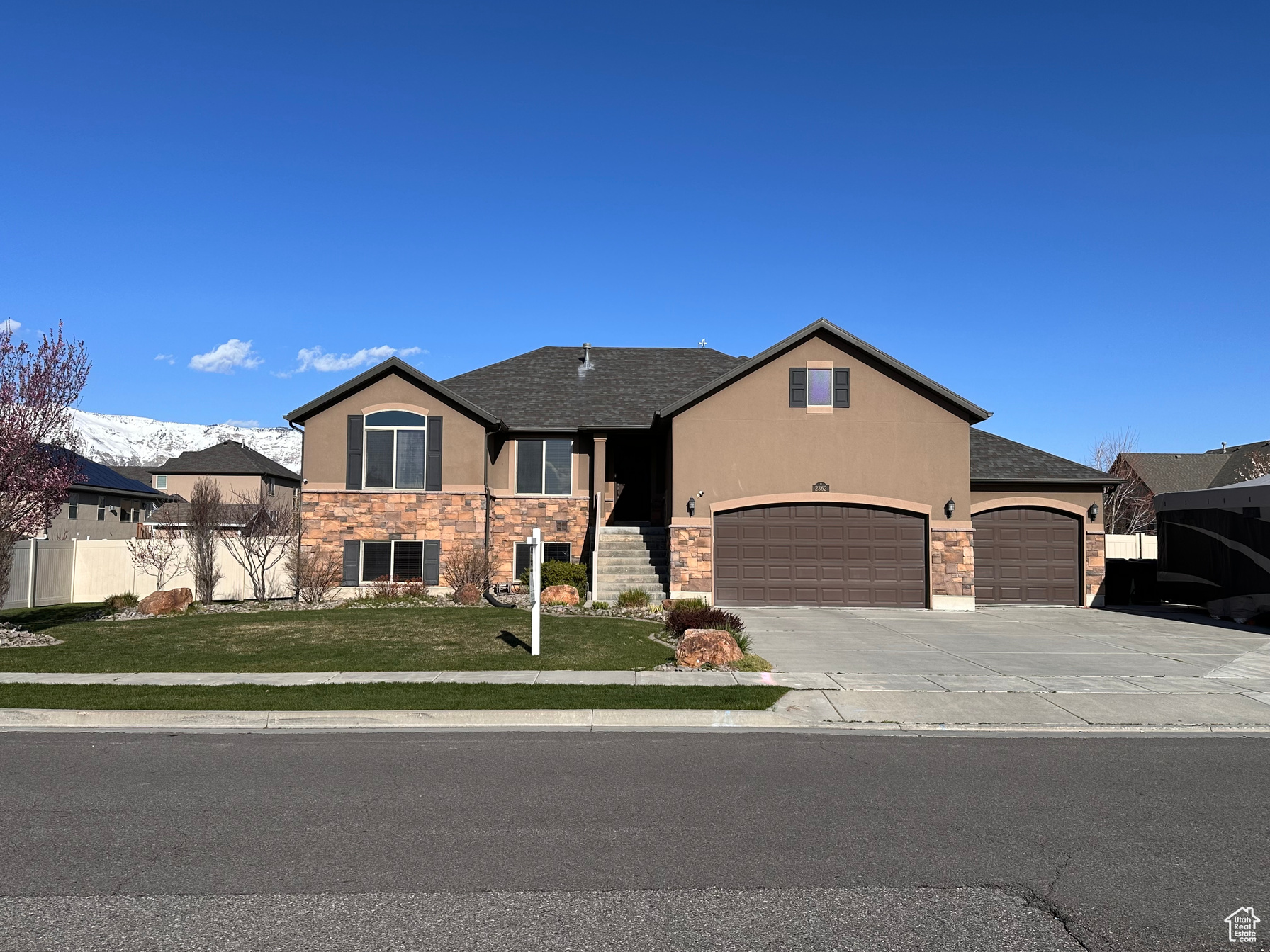 2362 N 2700 W Farr West UT 84404 | $629,000 | UtahRealEstate.com