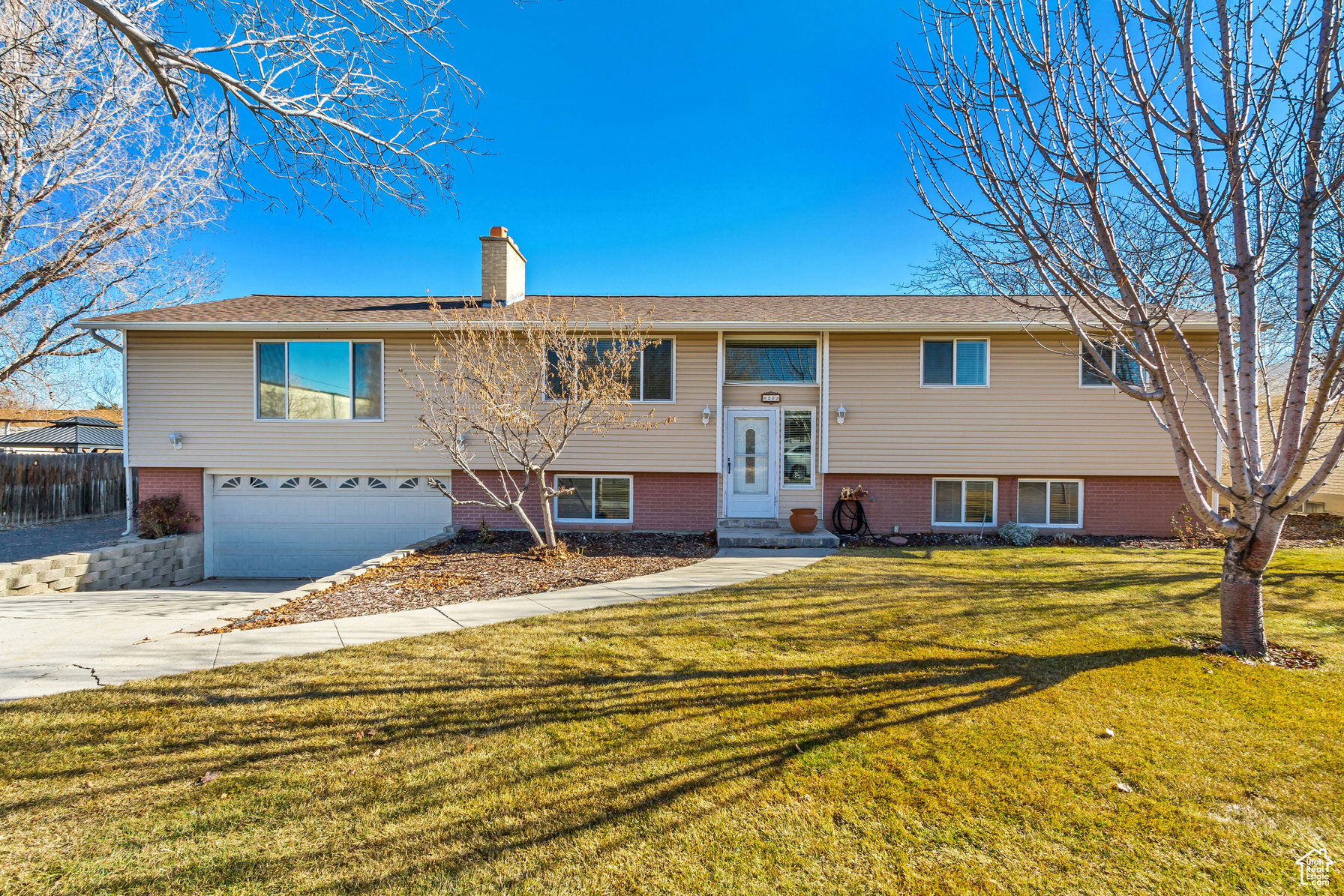 8253 S 3200 W West Jordan UT 84088 | $679,900 | UtahRealEstate.com