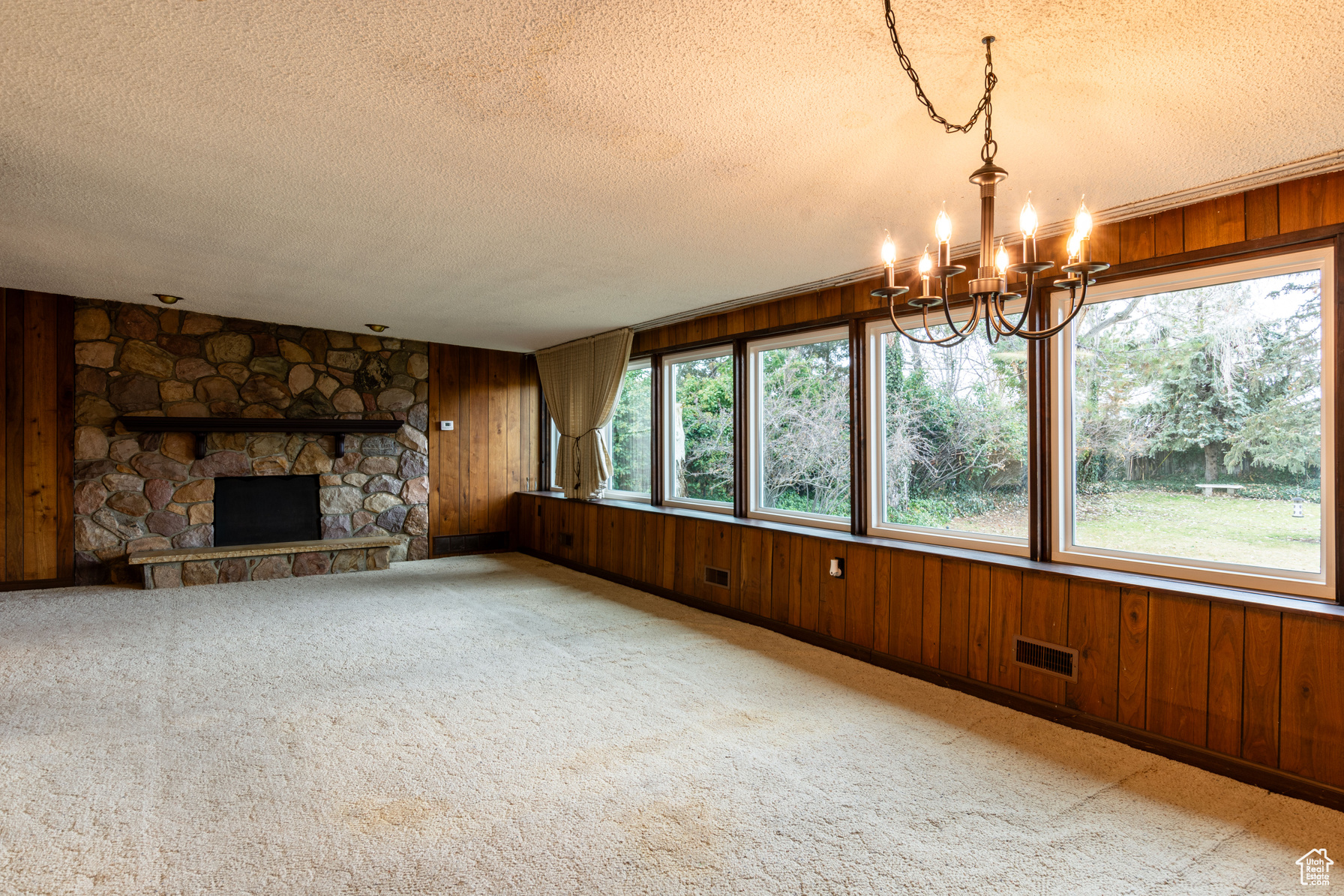 1978 W Rocky Rd Taylorsville UT 84129 | $435,000 | UtahRealEstate.com