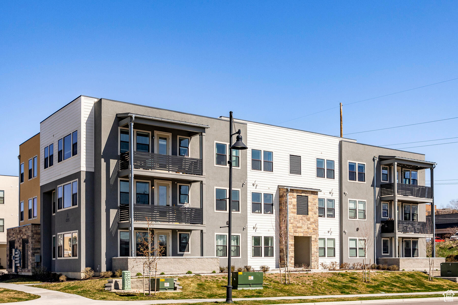 8395 S Iris Lumi Ln #302 Midvale UT 84070 | $395,000 | UtahRealEstate.com