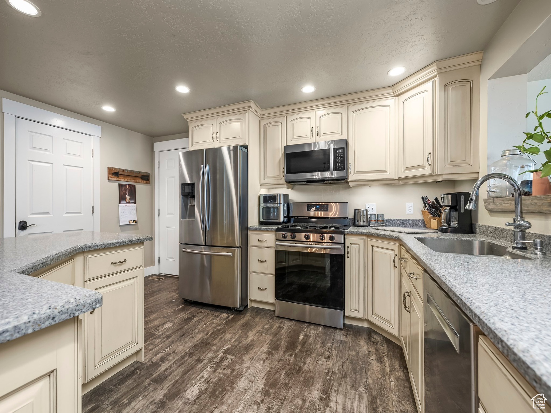 665 W 1200 N Mapleton UT 84664 | $795,000 | UtahRealEstate.com