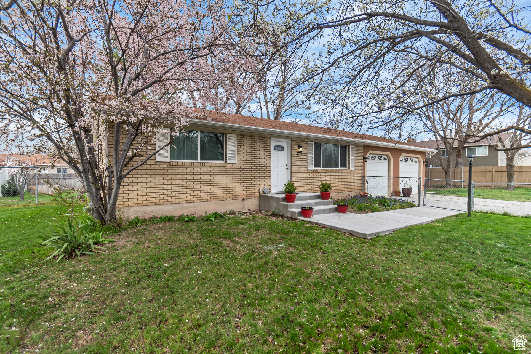 373 E 10600 S Sandy UT 84070 | $500,000 | UtahRealEstate.com