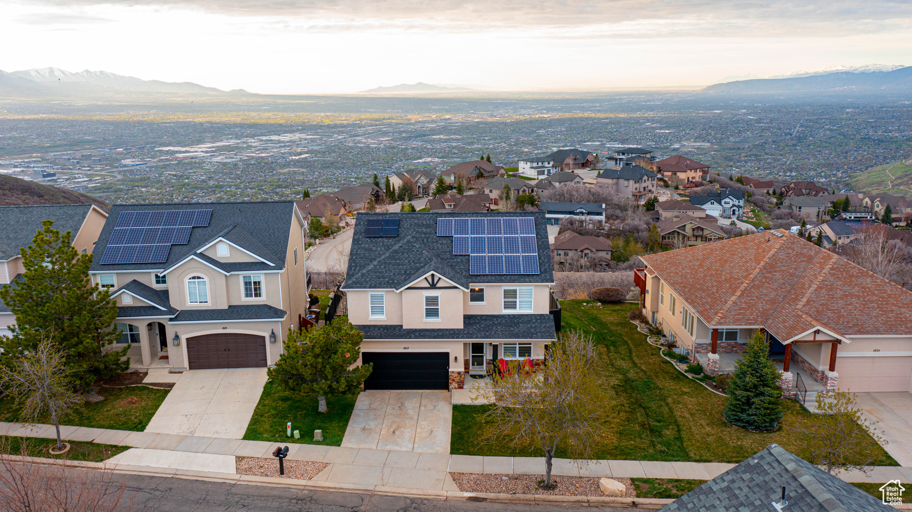 1827 E Auburn Ridge Ln Draper UT 84020 | $765,000 | UtahRealEstate.com
