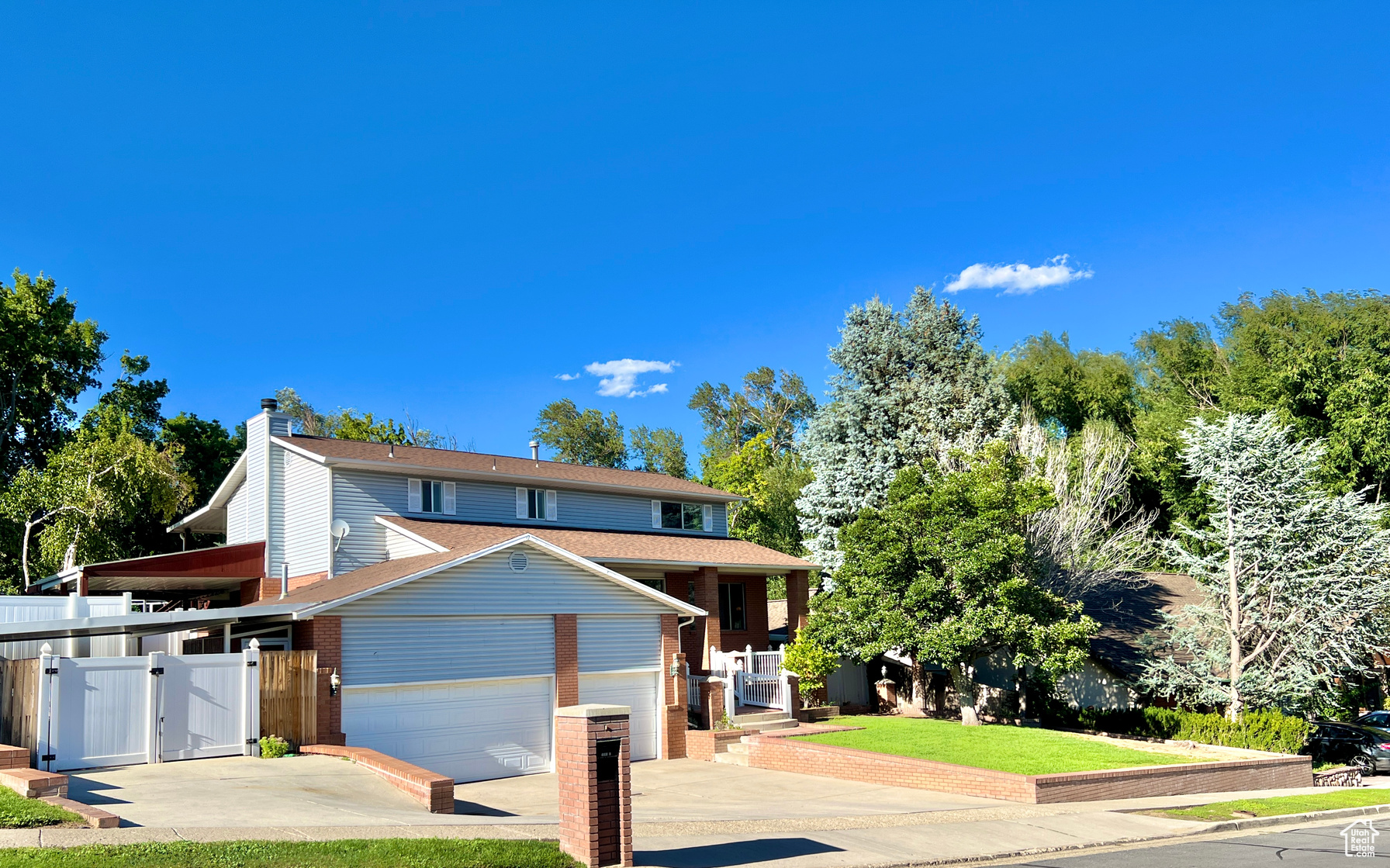 1663 E Hidden Valley Club Dr Sandy UT 84092 | $799,900 | UtahRealEstate.com