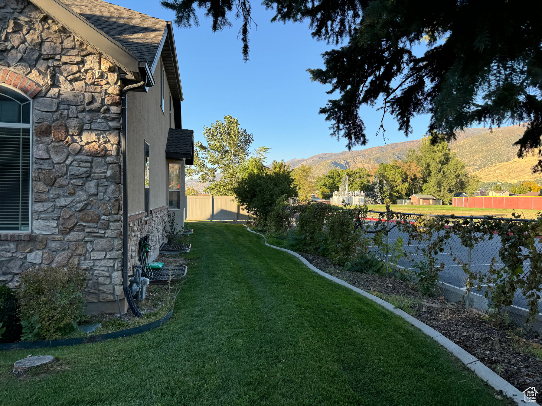 1260 N 200 W Bountiful UT 84010 | $649,900 | UtahRealEstate.com