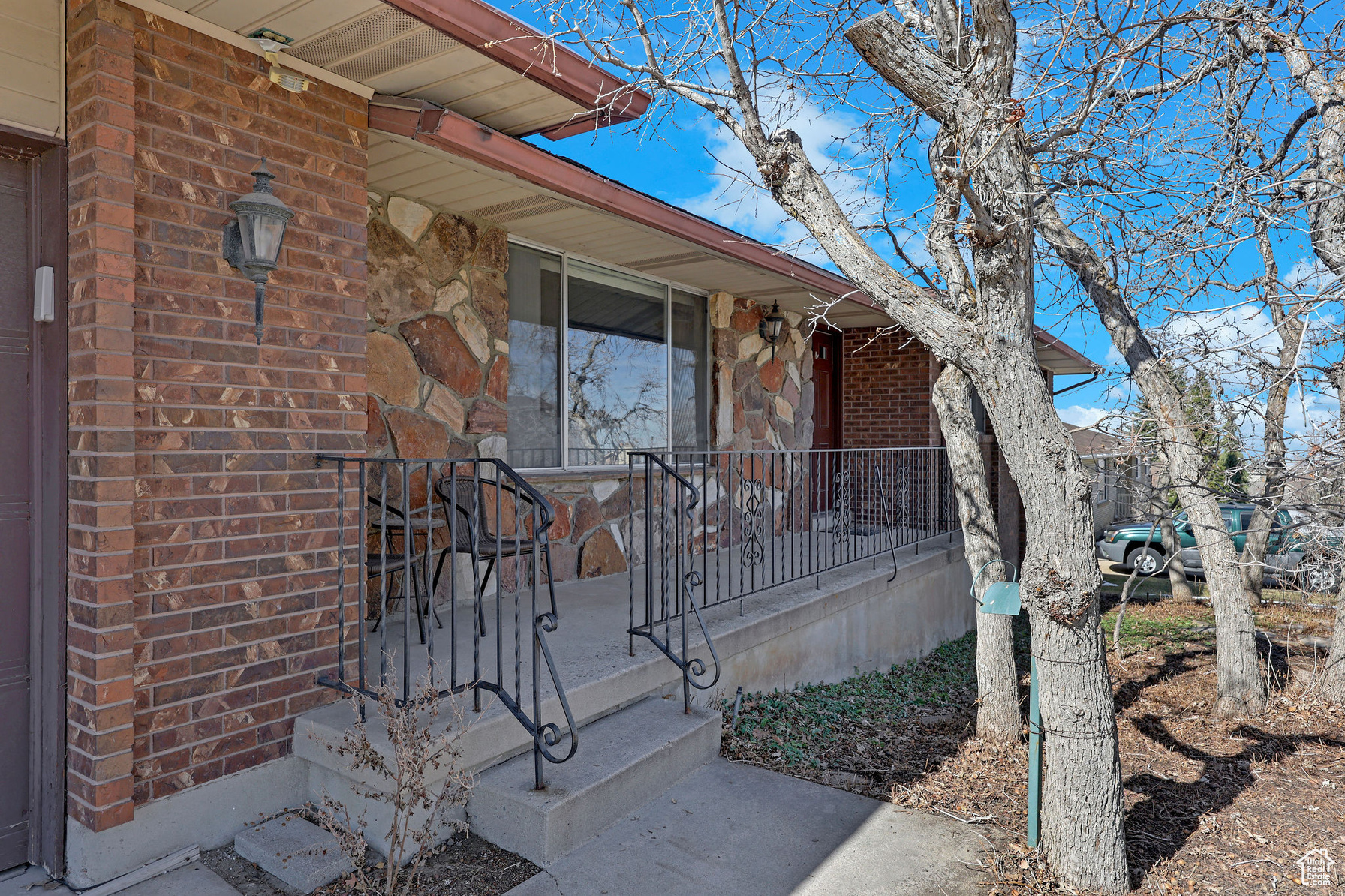 141 W 3500 S Bountiful UT 84010 | $629,000 | UtahRealEstate.com