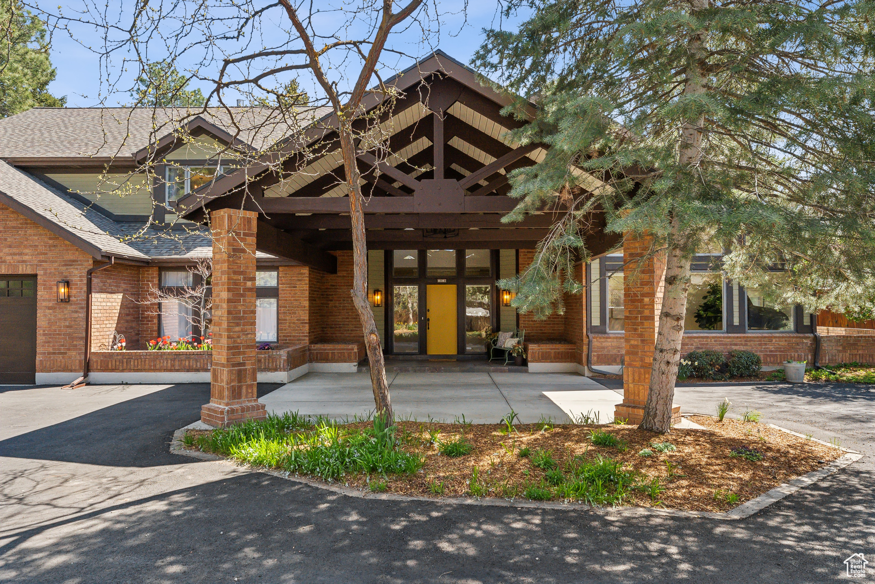 1919 E Baywood Dr Holladay UT 84117 | $1,979,000 | UtahRealEstate.com
