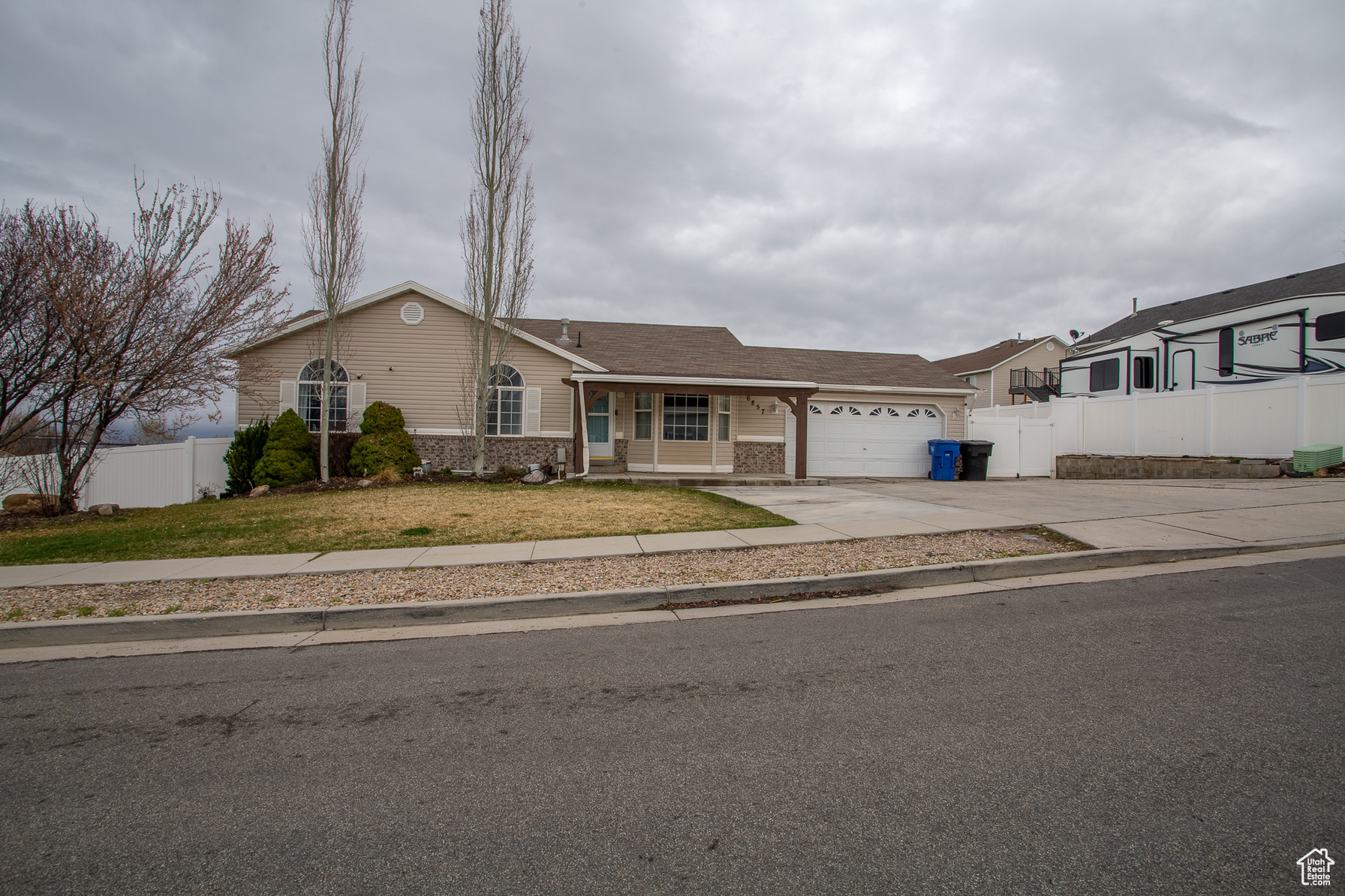 6857 S 6115 W West Jordan UT 84081 | $599,900 | UtahRealEstate.com