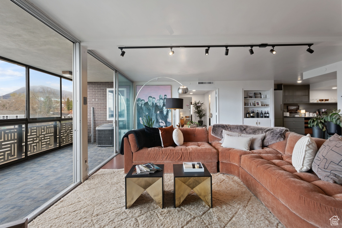 515 S 1000 E #504 Salt Lake City UT 84102 | $975,000 | UtahRealEstate.com