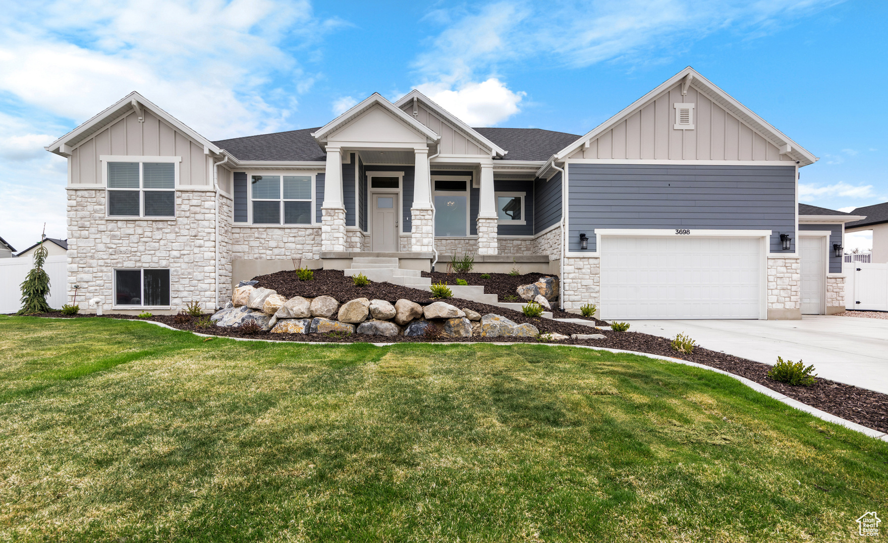 3698 S 5325 W Hooper UT 84315 | $910,000 | UtahRealEstate.com