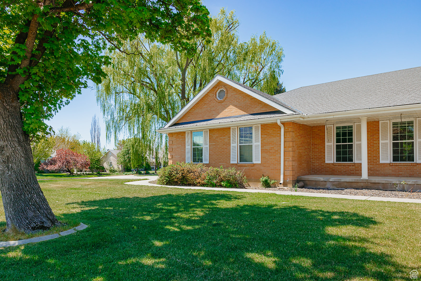 11584 N 6000 W Highland UT 84003 | $950,000 | UtahRealEstate.com