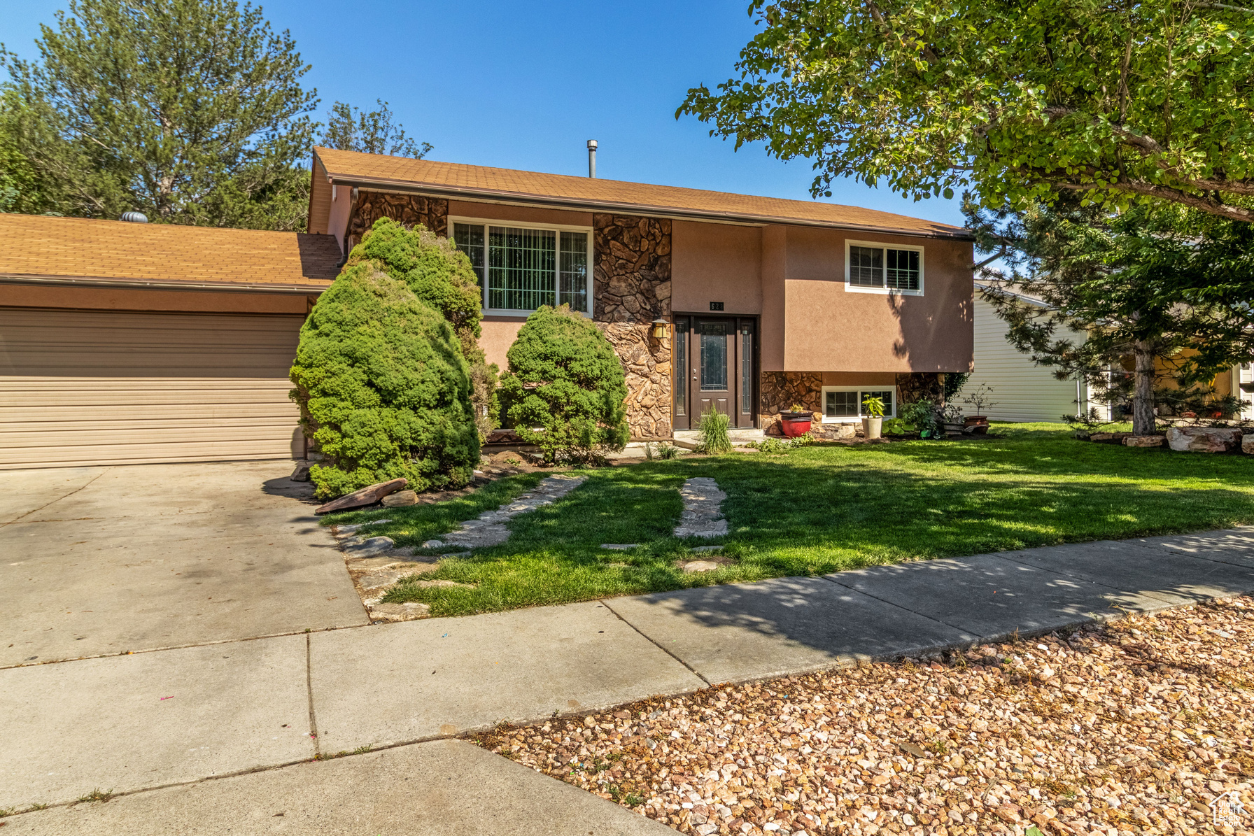 628 N Sir Philip Dr Salt Lake City UT 84116 | $449,000 | UtahRealEstate.com