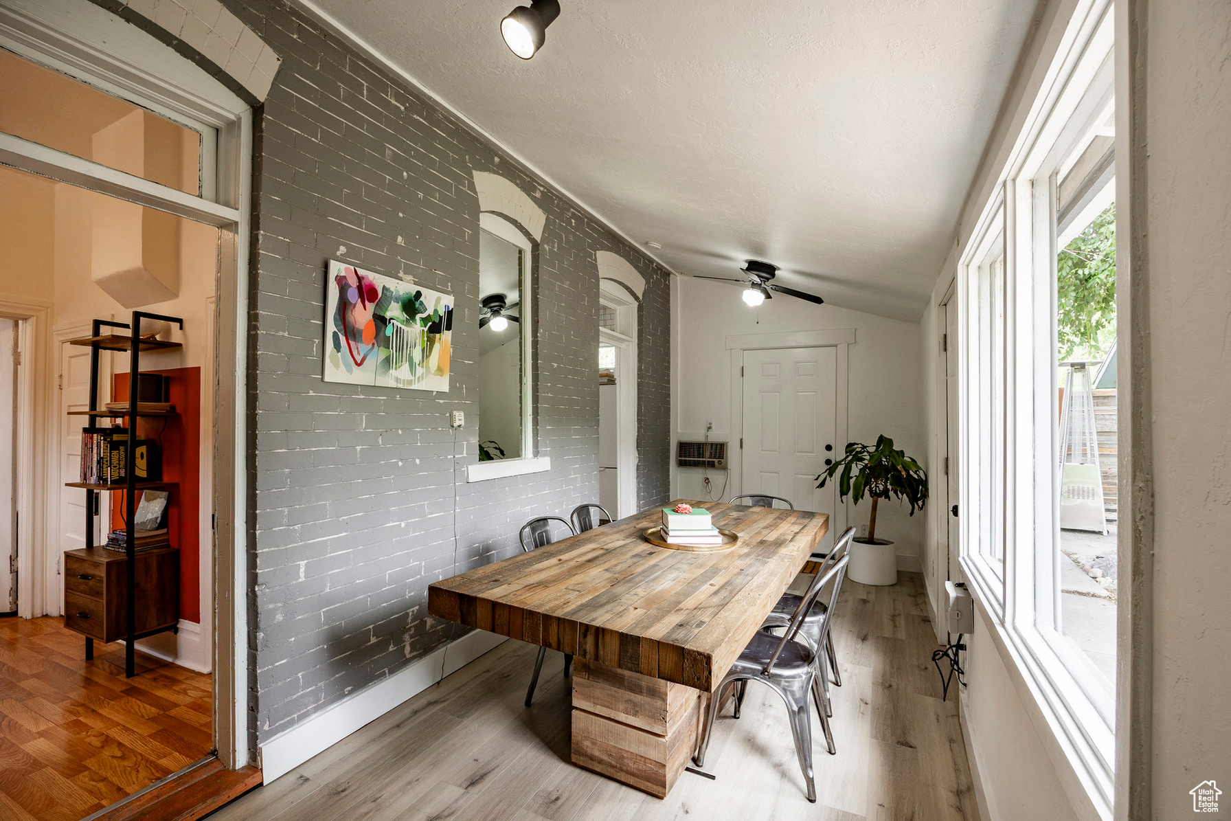 649 S Iverson St Salt Lake City UT 84111 | $500,000 | UtahRealEstate.com