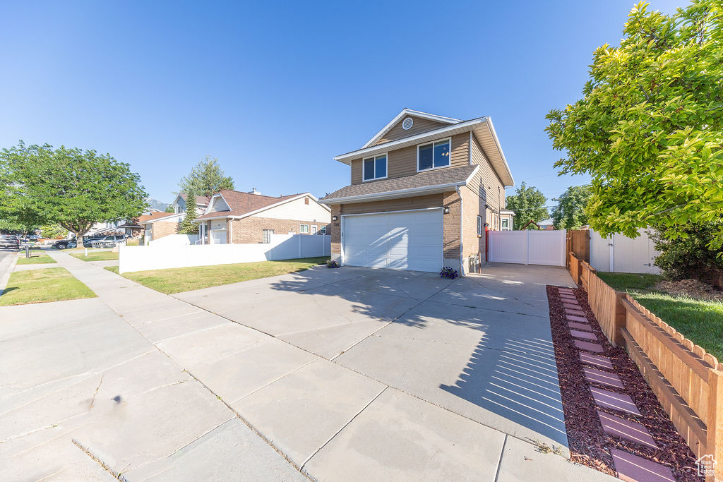 788 E 8230 S Sandy UT 84094 | $639,900 | UtahRealEstate.com