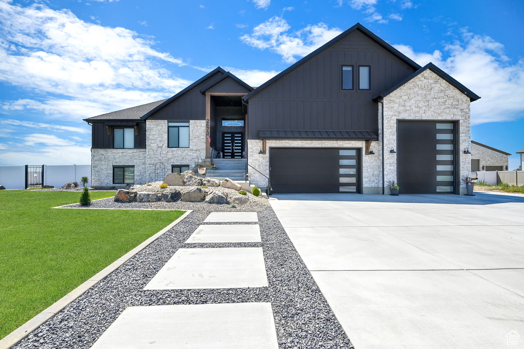 2673 S 4950 W Taylor UT 84401 | $1,410,000 | UtahRealEstate.com