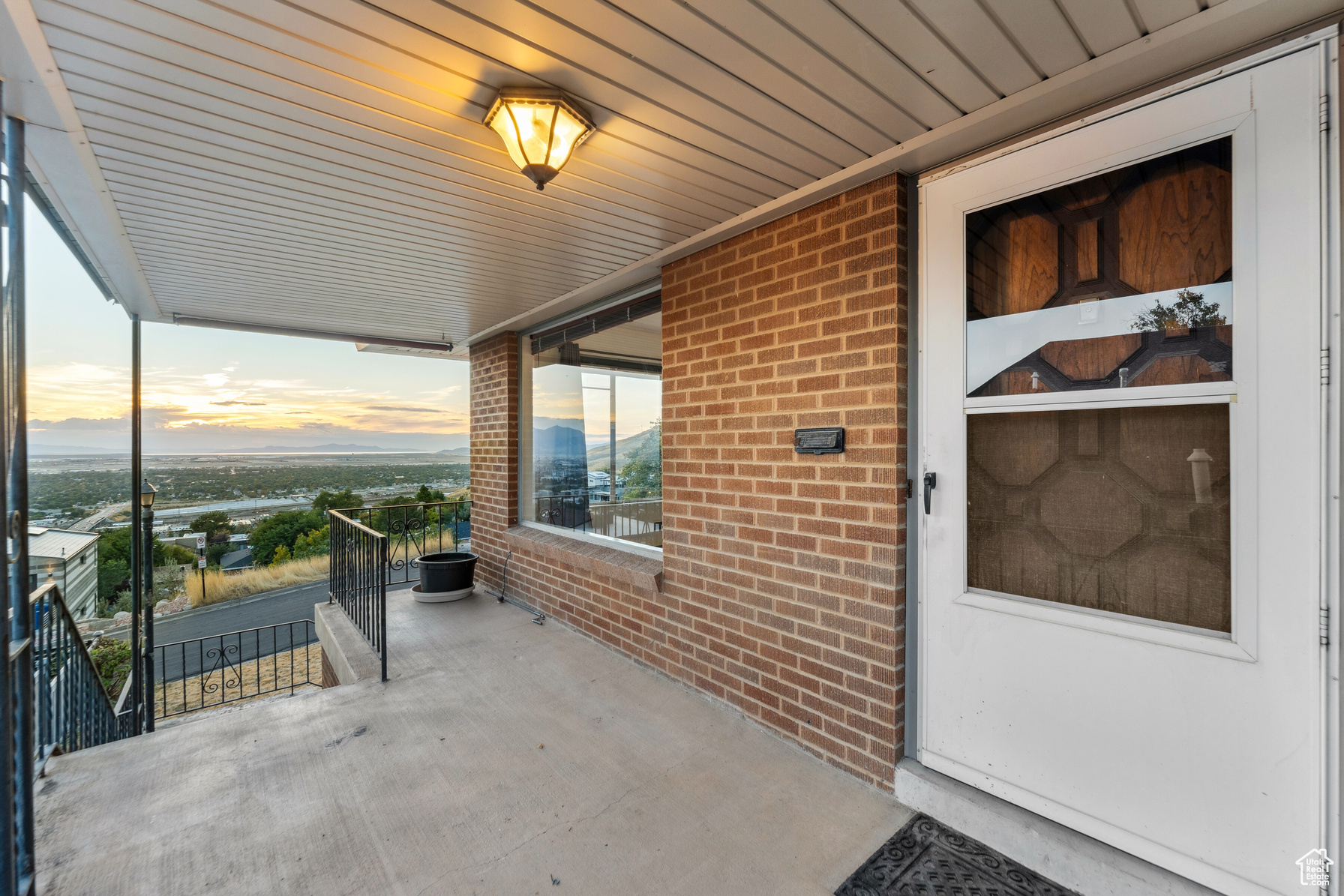 692 N Cortez St Salt Lake City UT 84103 | $899,000 | UtahRealEstate.com
