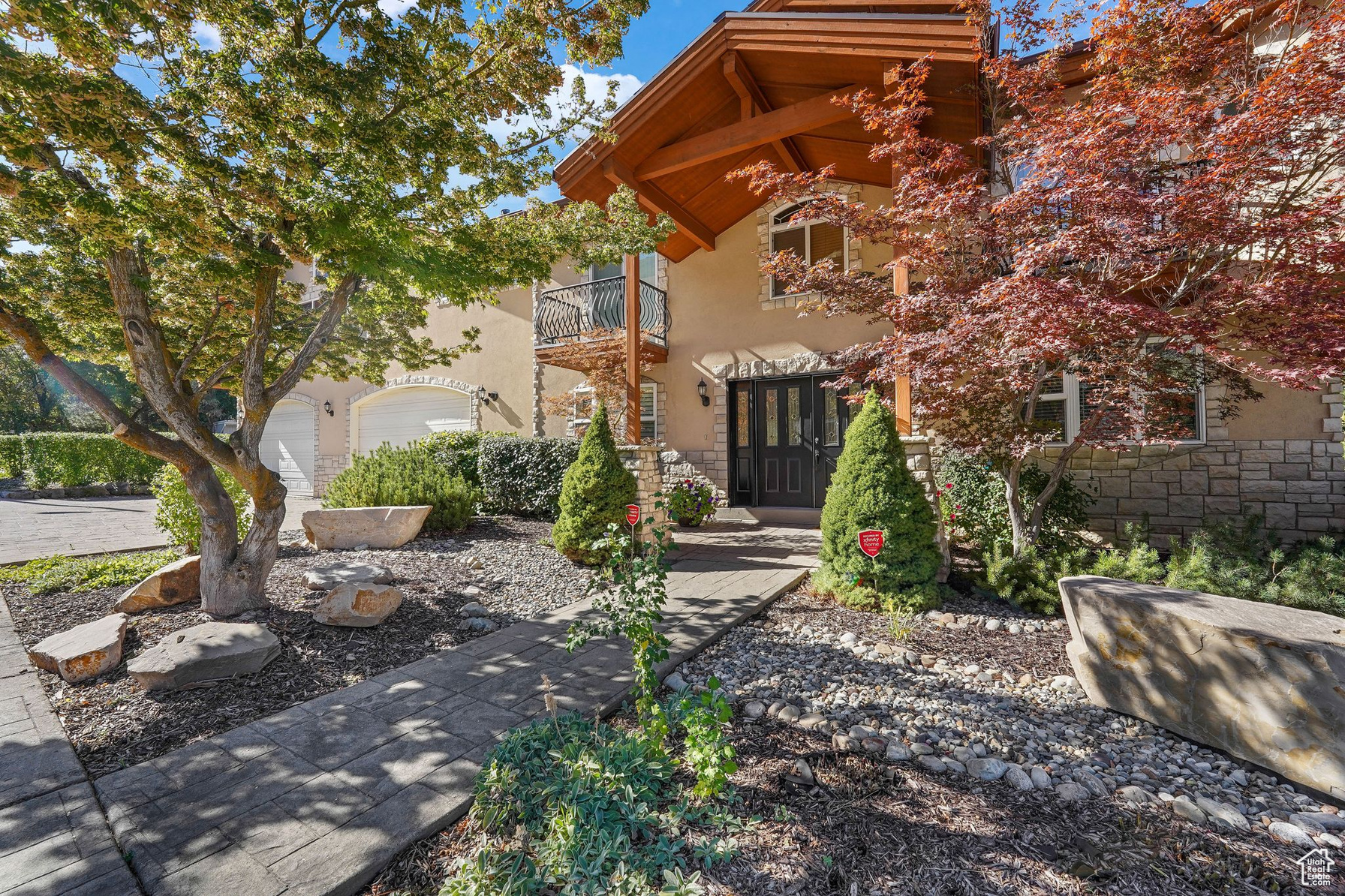 8504 S Kings Hill Dr Cottonwood Heights UT 84121 | $1,290,000 ...