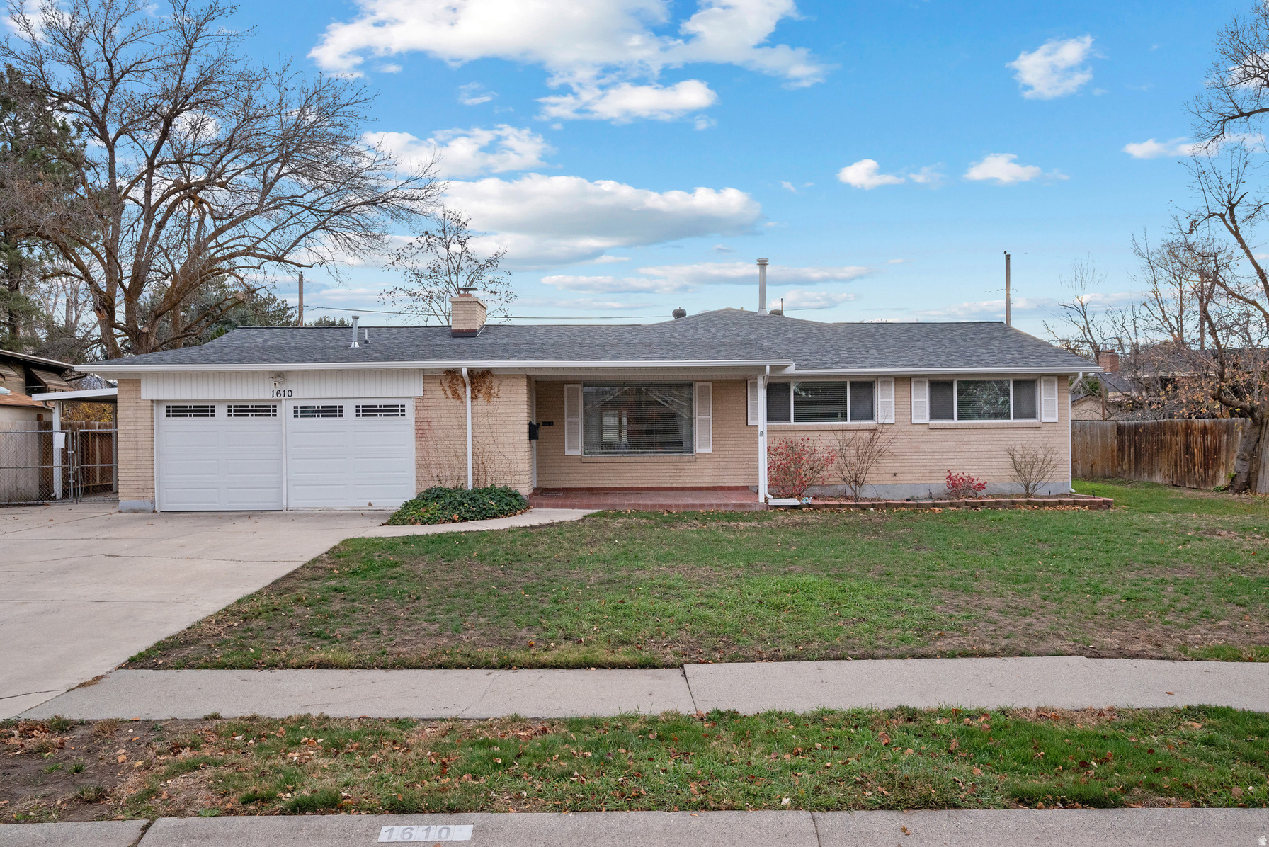 1610 E Moor Dale Ln Holladay UT 84117 | $675,000 | UtahRealEstate.com