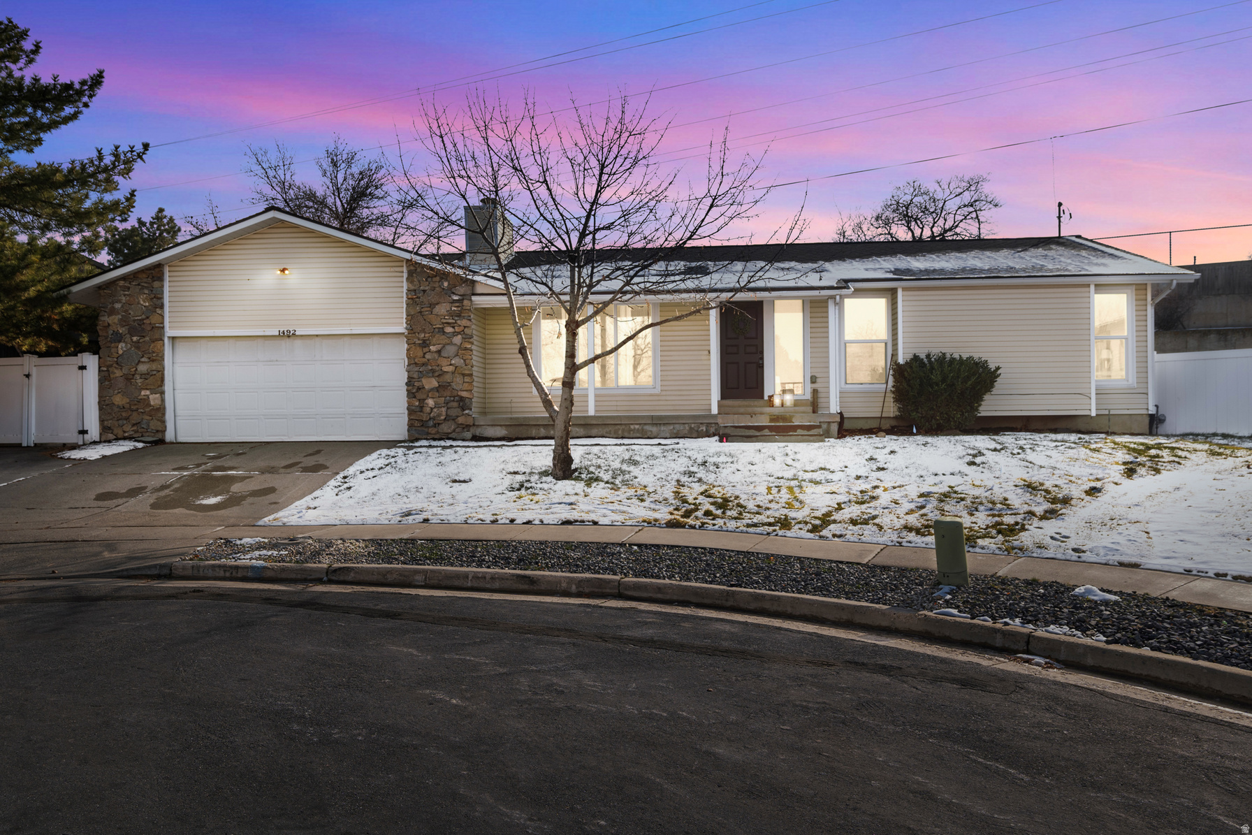 1492 E Sandy Hills Dr Sandy UT 84093 | $760,000 | UtahRealEstate.com