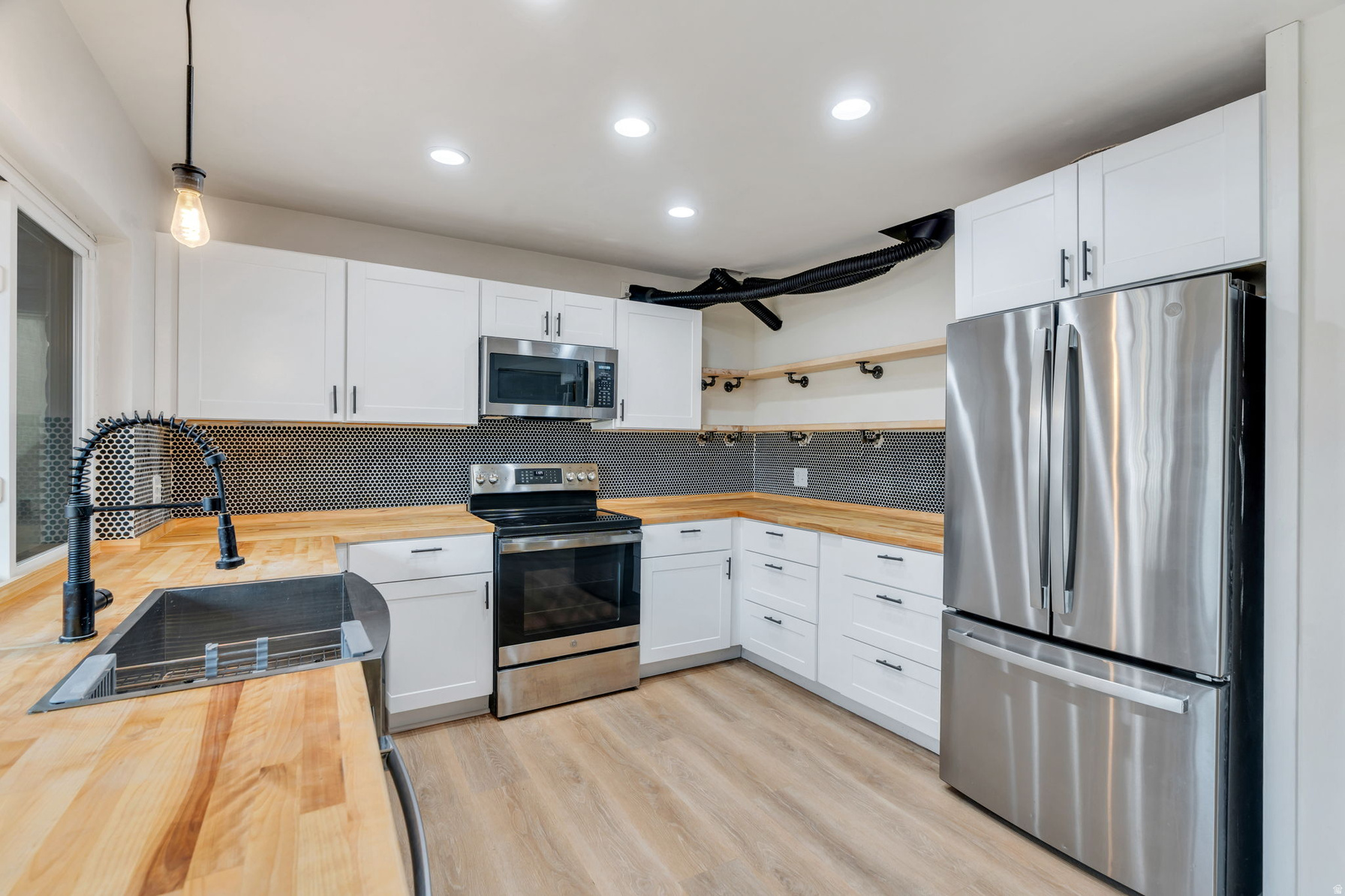 221 E 4735 N Provo UT 84604 | $389,000 | UtahRealEstate.com