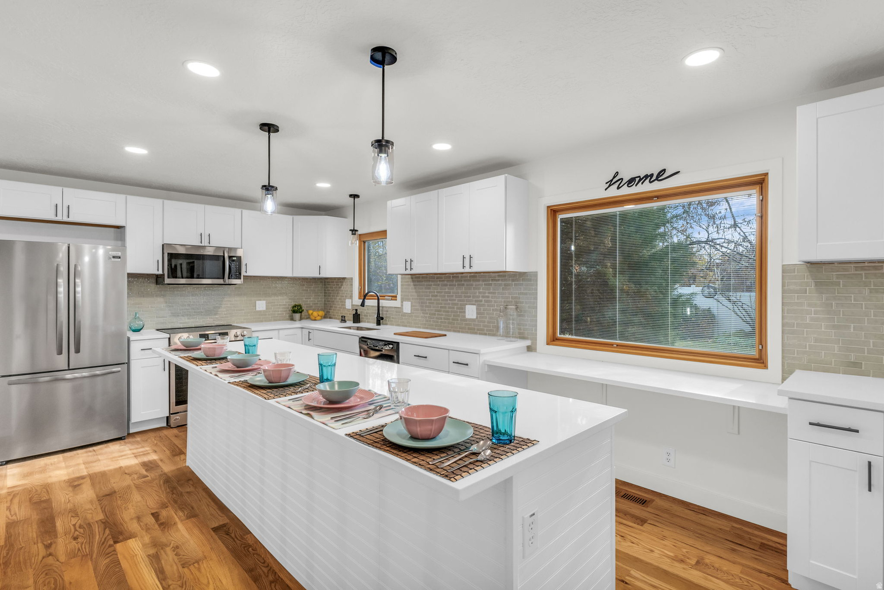 3385 W Meadowbrook Dr West Valley City UT 84119 | $609,900 ...