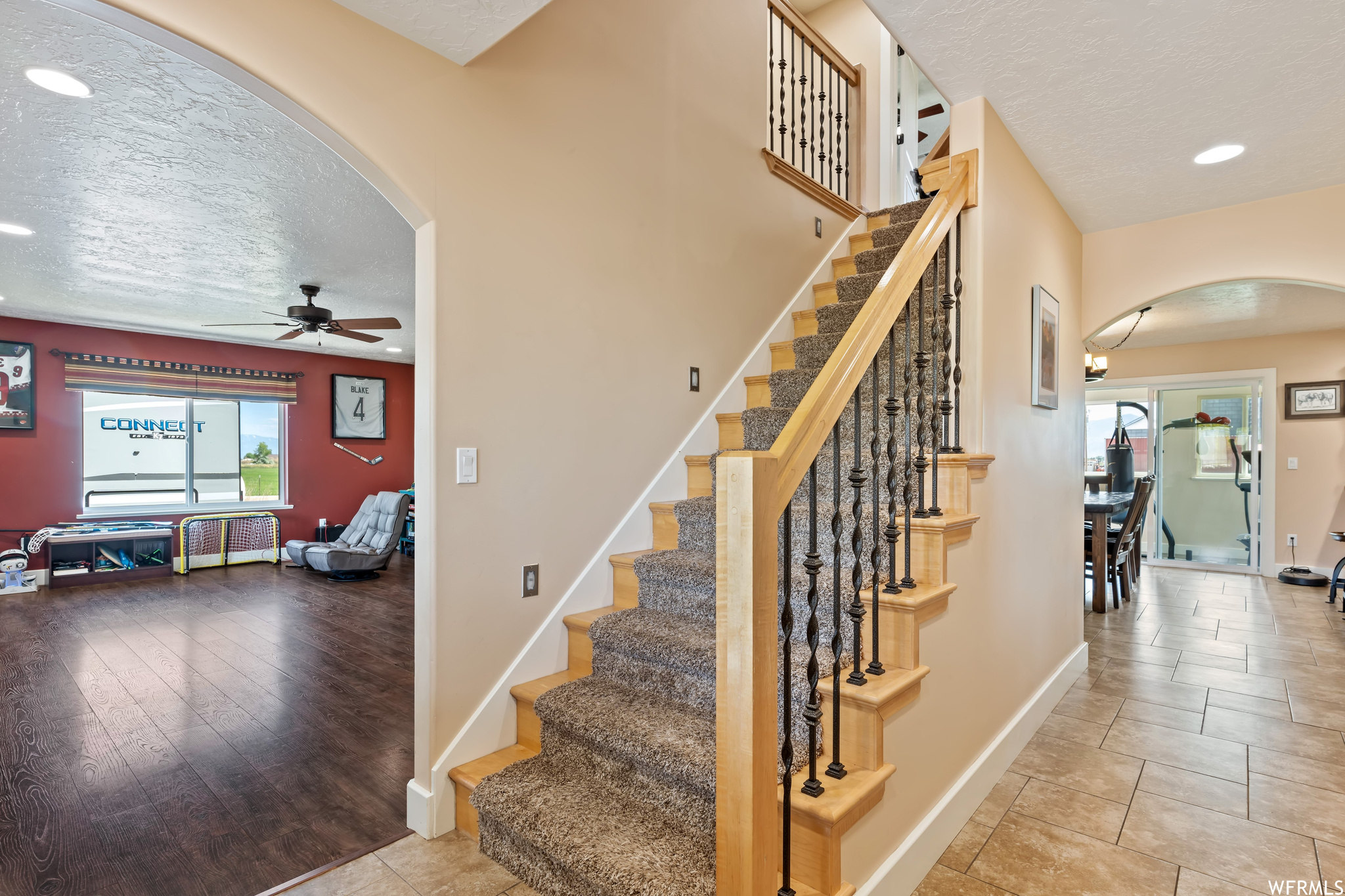 426 S 6700 W West Warren UT 84404 | $689,900 | UtahRealEstate.com